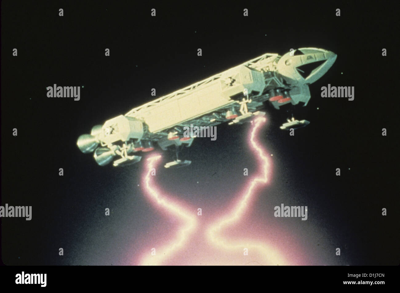 Alien Attack - Die Ausserirdischen Schlagen Zu Alien Attack Szenenbild ...