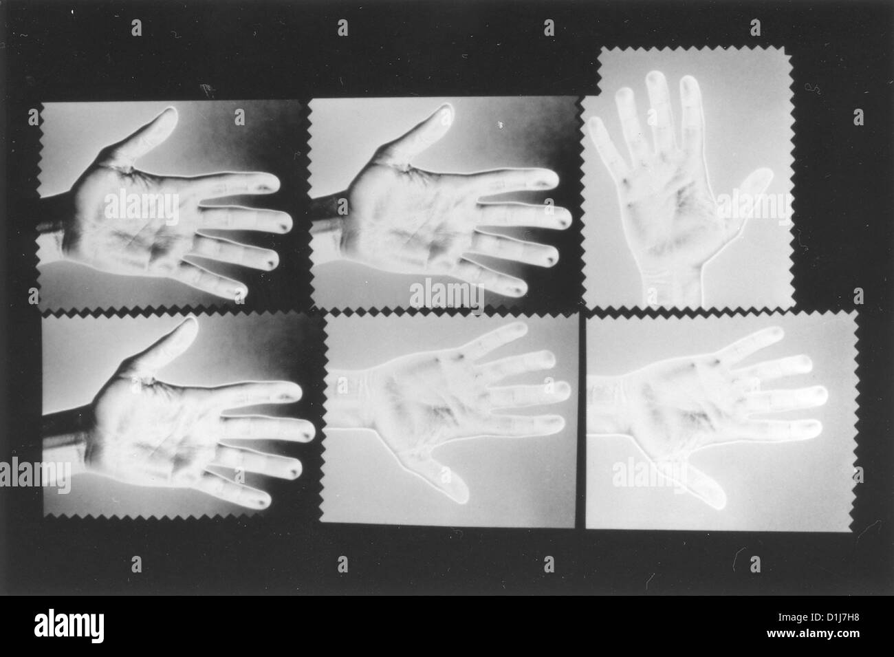 Alien Hand -- Szenenbild TLC Stock Photo - Alamy