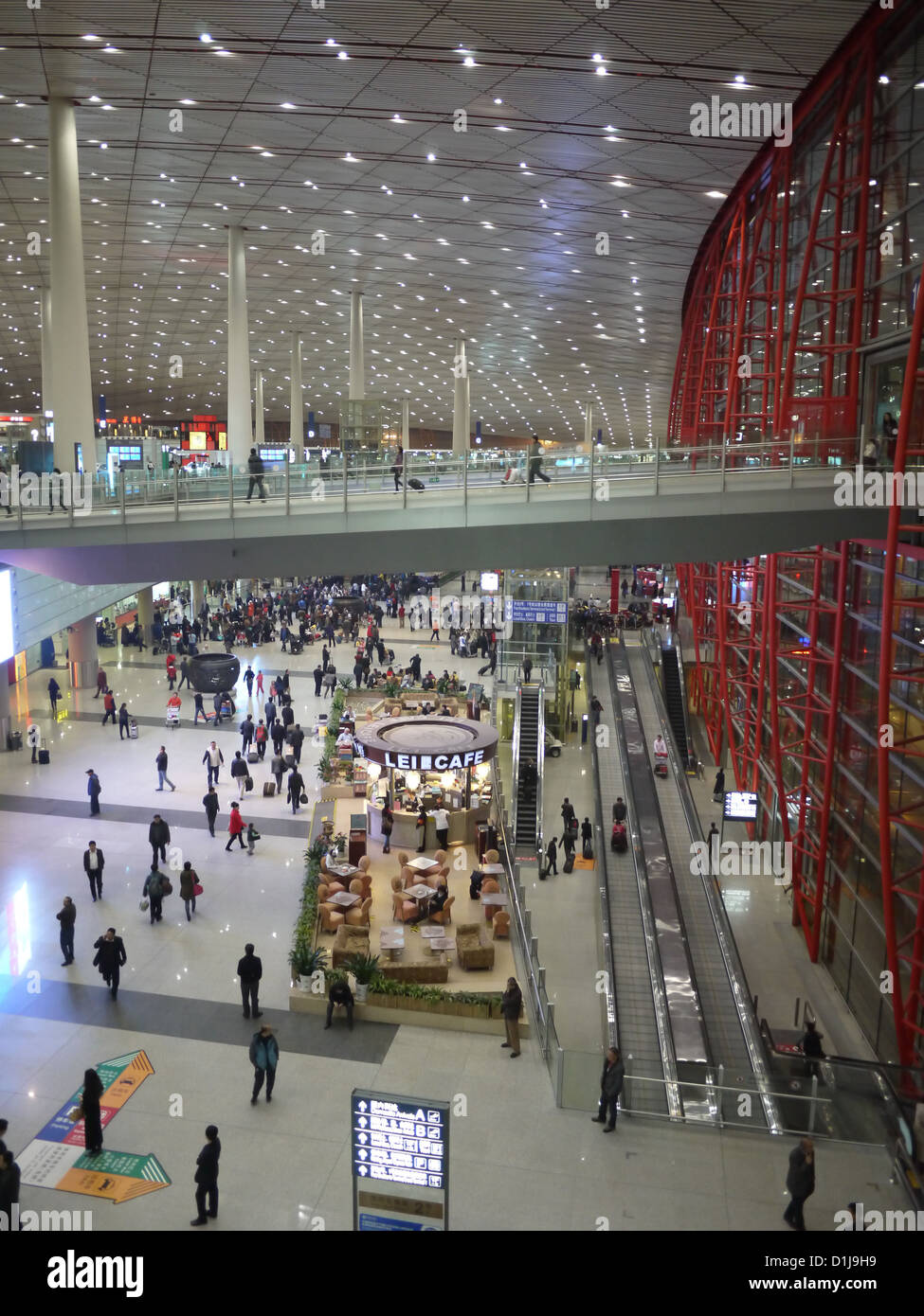 busy beijing international airport passenger crowd Stock Photo - Alamy