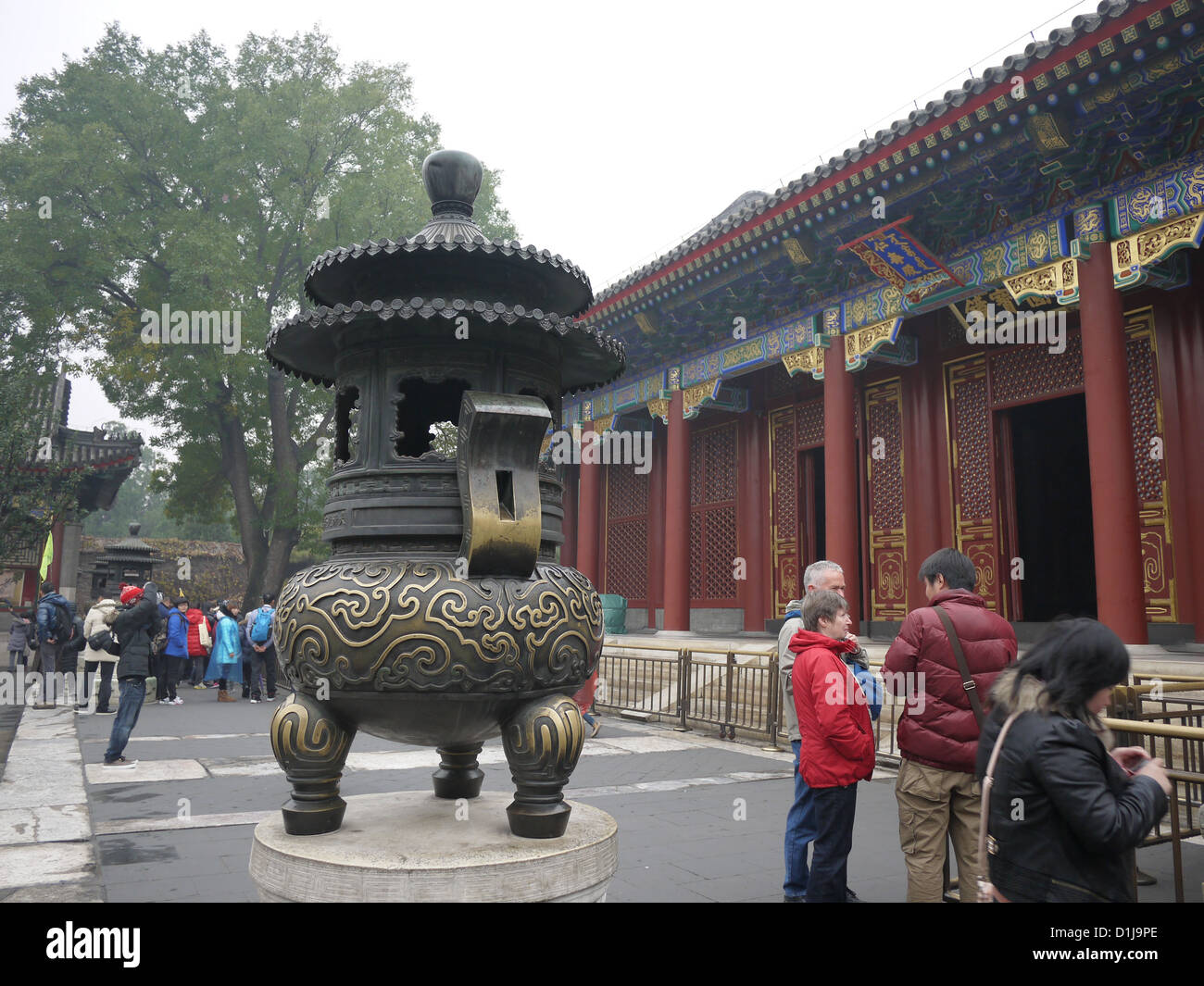 incense burner ancient chinese temple Stock Photo - Alamy