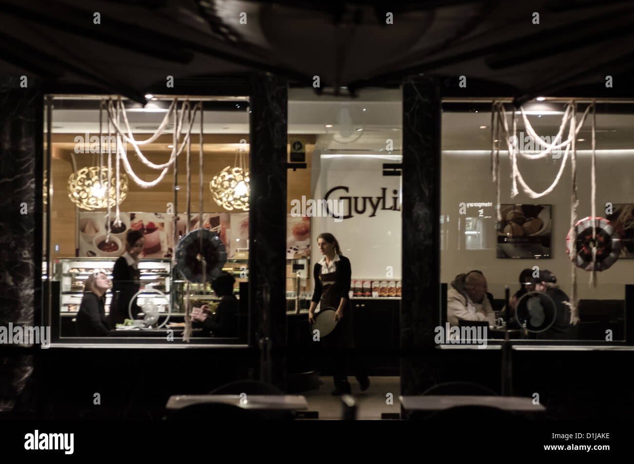 Sydney opera house cafe new south wales hi-res stock photography and ...