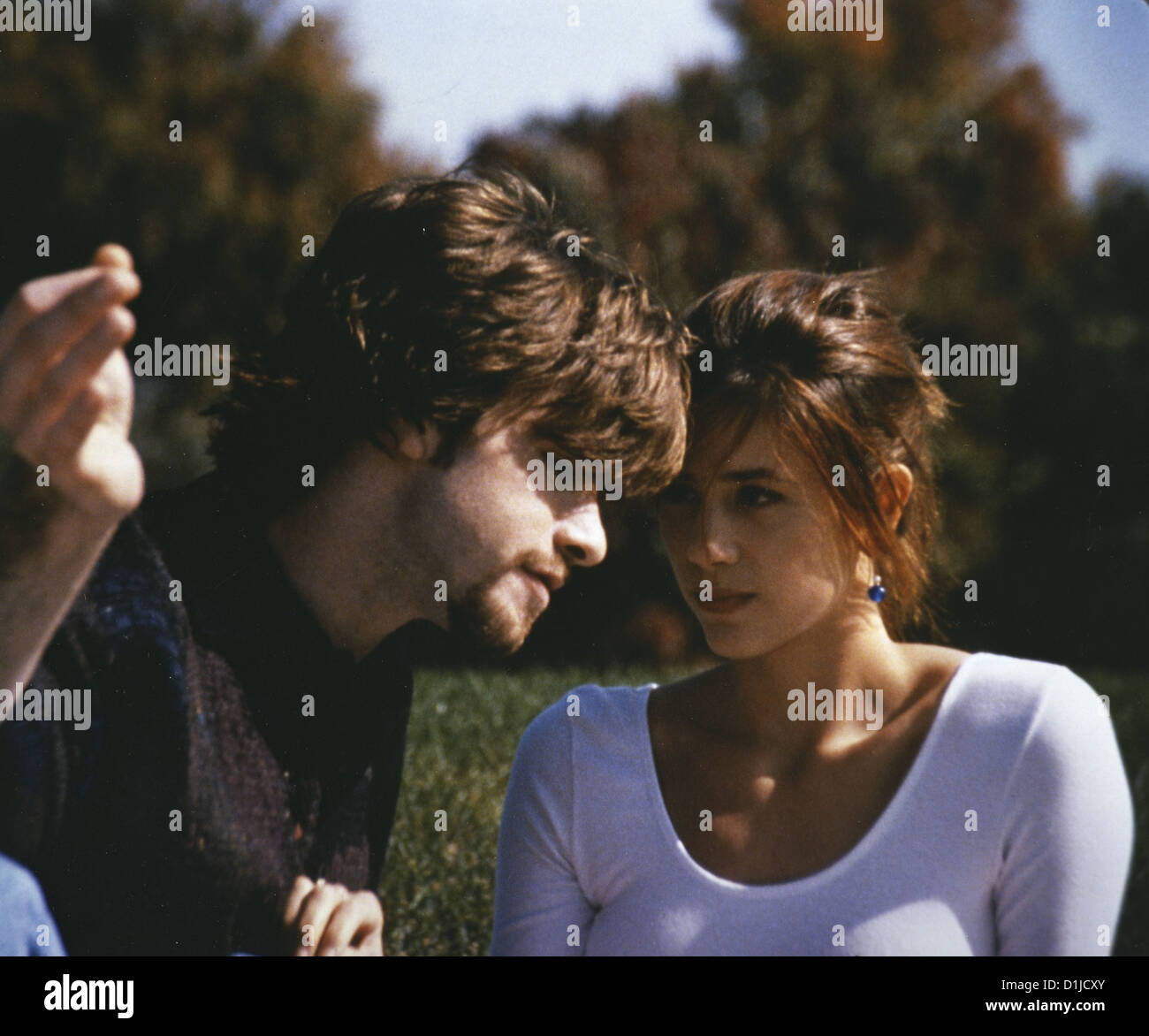Unter Freunden Amongst Friends Szenenbild Stock Photo - Alamy