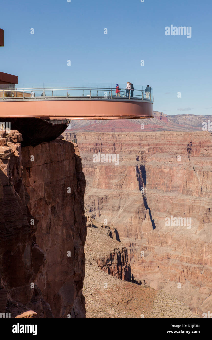 Skywalk platform grand canyon hi-res stock photography and images - Alamy
