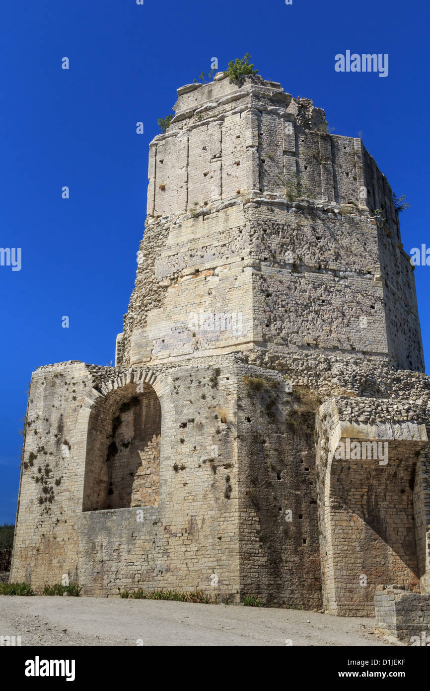Roman tower hi-res stock photography and images - Alamy