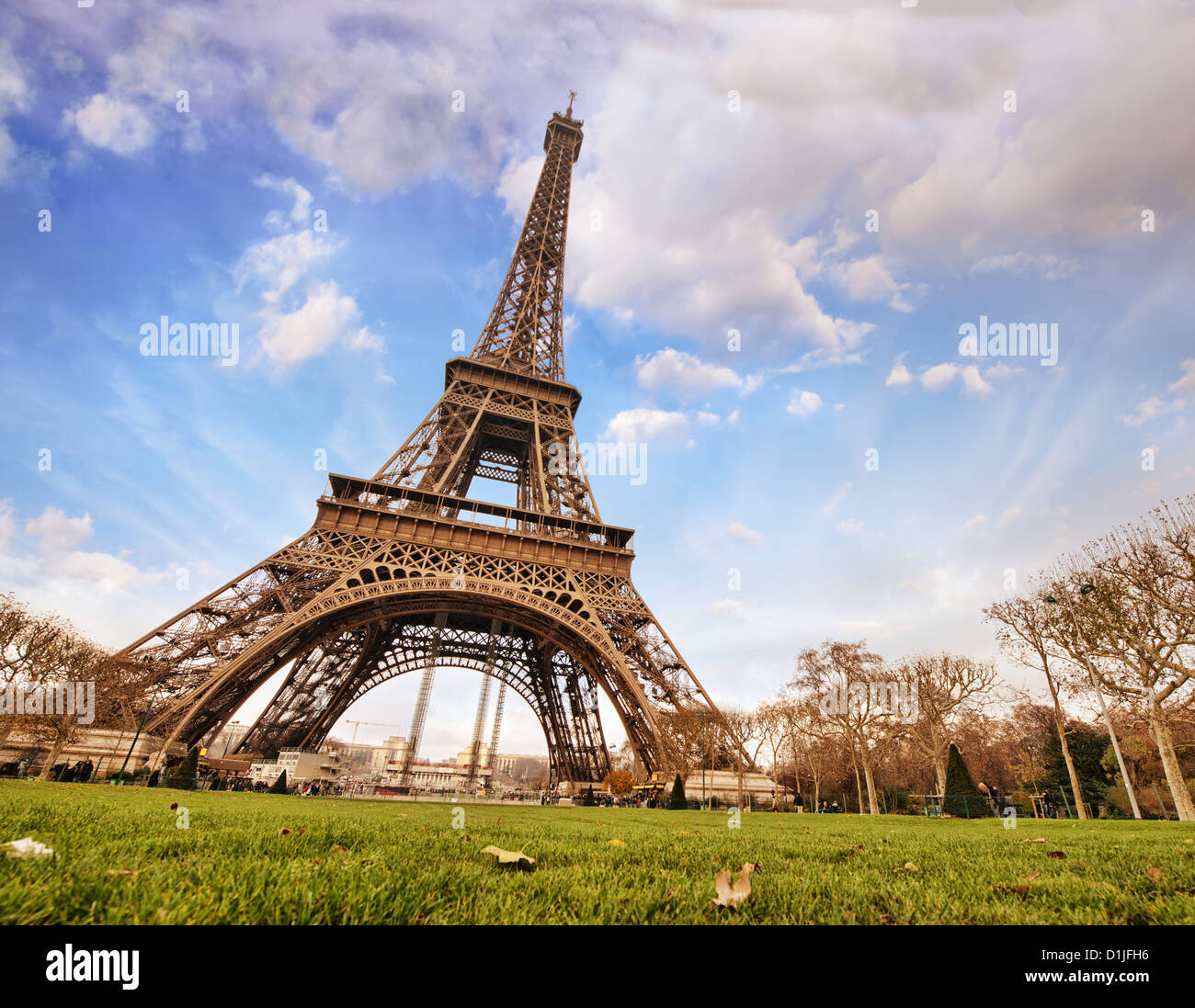 Eiffel tower, from street level hi-res stock photography and images - Alamy
