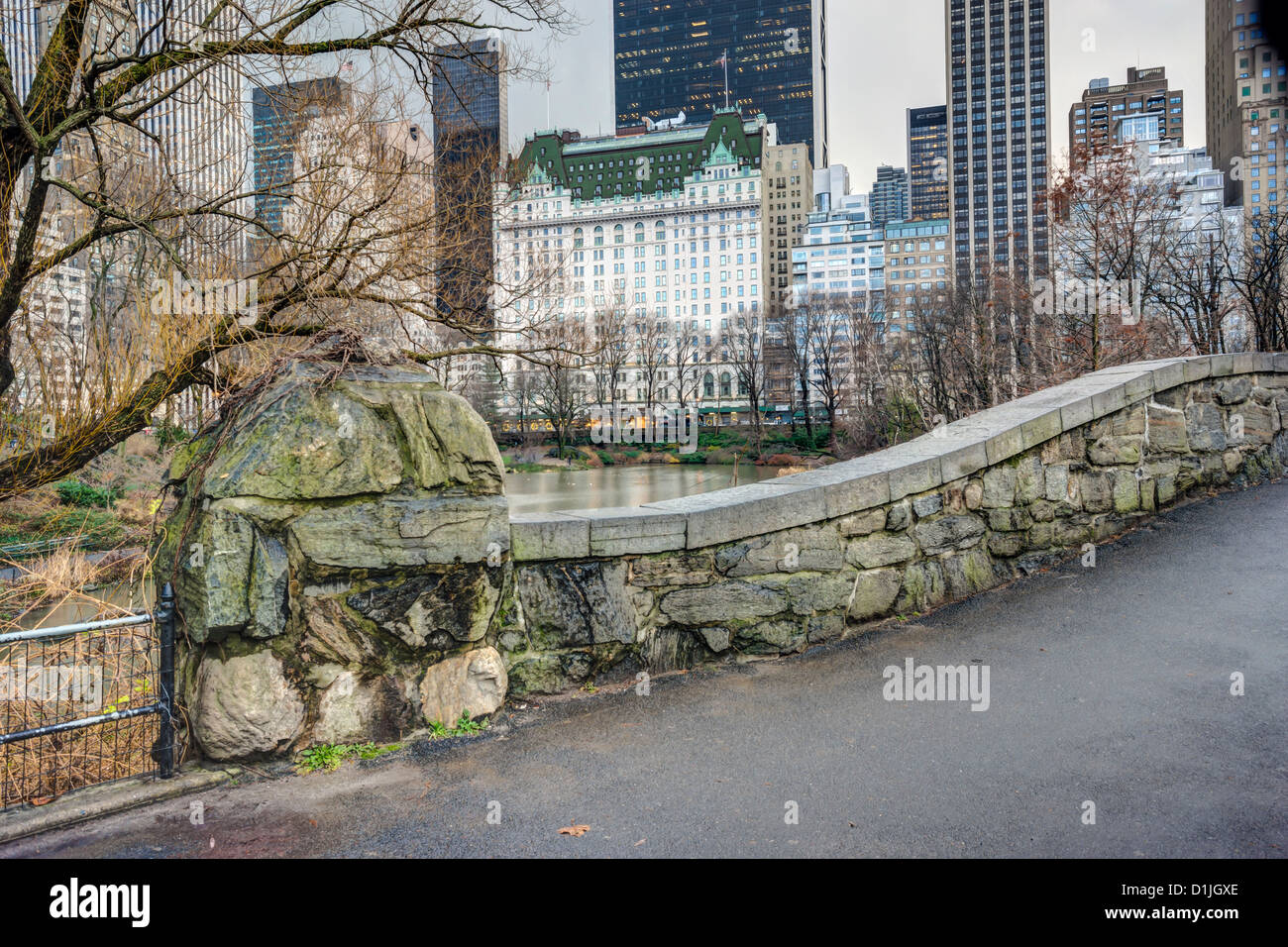 Gapstow Bridge is one of the icons of Central Park, Manhattan in New ...
