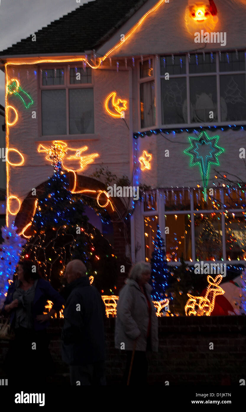 Runton road christmas lights display hi-res stock photography and ...
