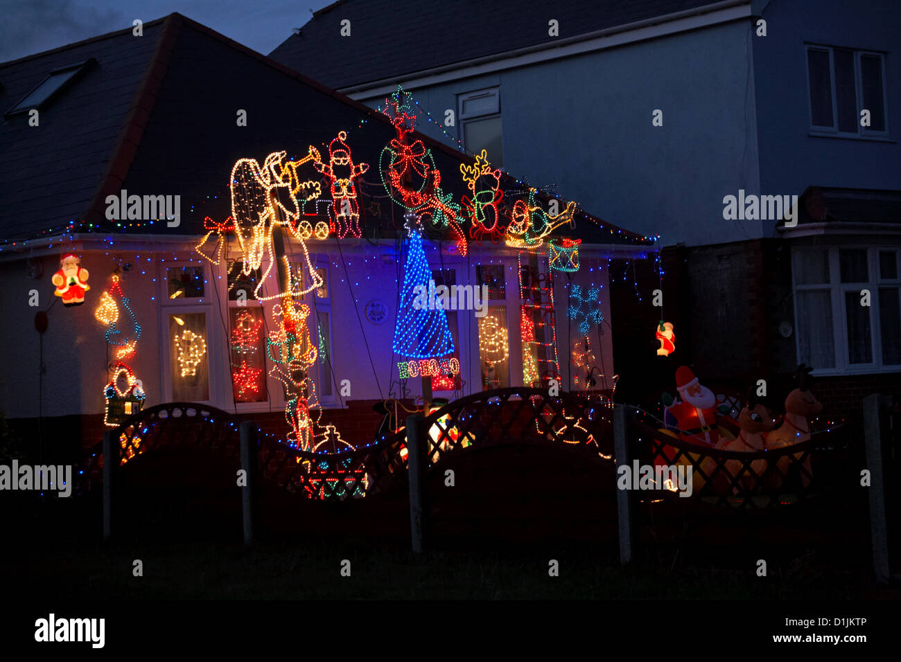 Runton road christmas lights display hi-res stock photography and ...