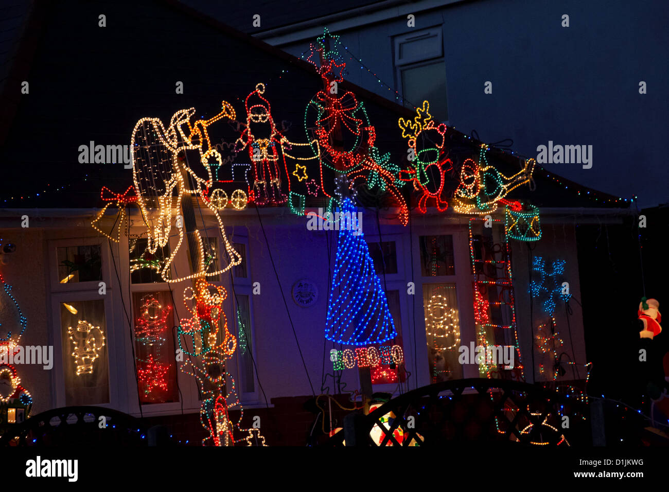 Runton road christmas lights display hi-res stock photography and ...