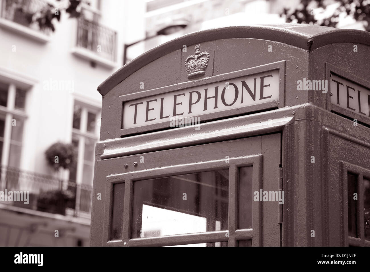 London telephone box black white hi-res stock photography and images ...