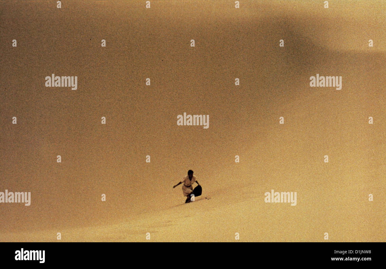 Die Gefangene Der Wüste Captive Du Desert Szenenbild Stock Photo - Alamy