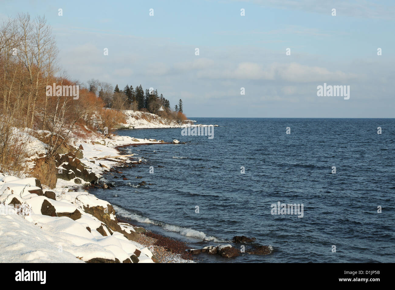 The shoreline of Lake Superior in winter Stock Photo - Alamy