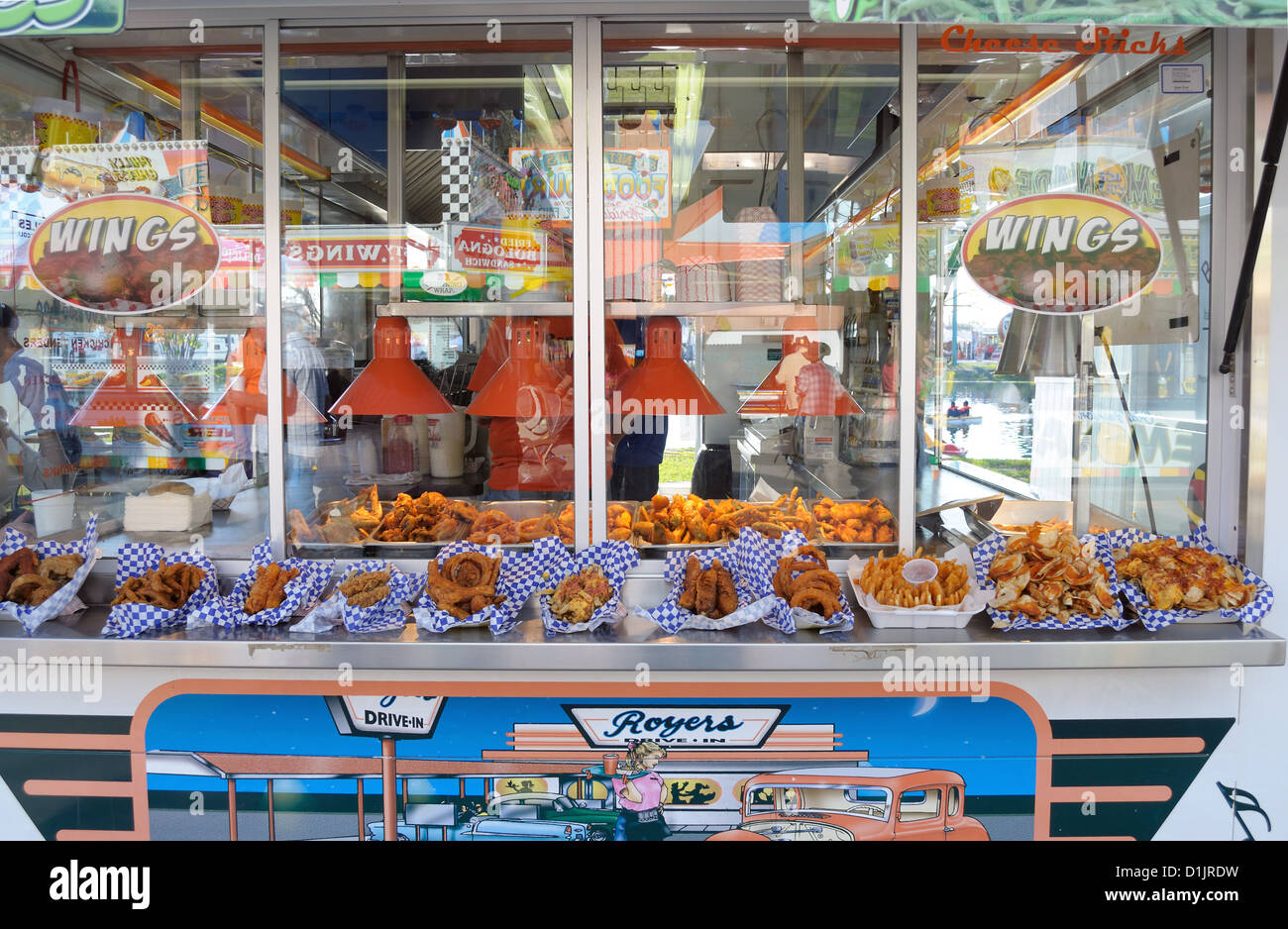 Food cart carnival hi-res stock photography and images - Alamy