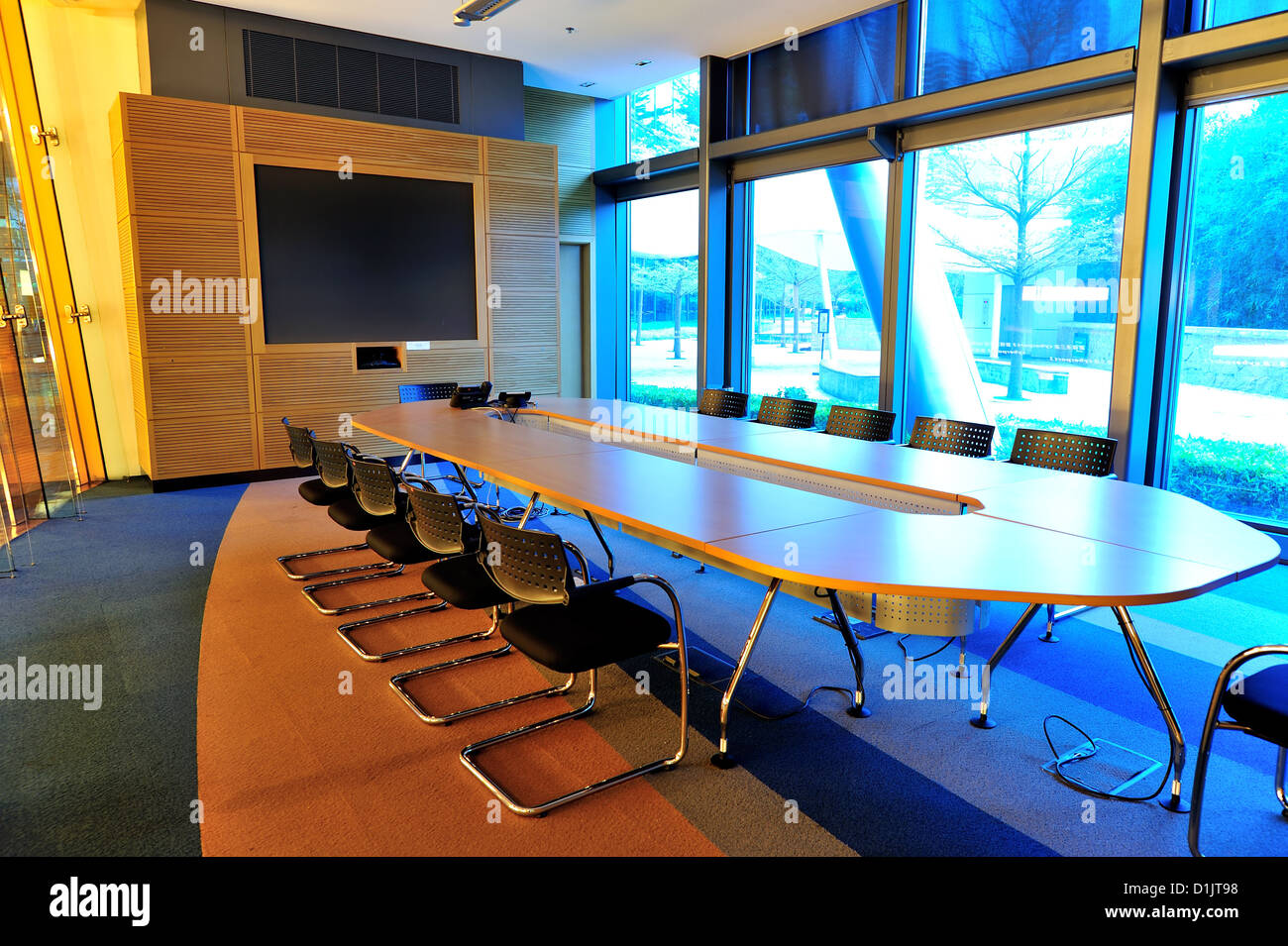 Empty office conference room, nobody in it Stock Photo - Alamy