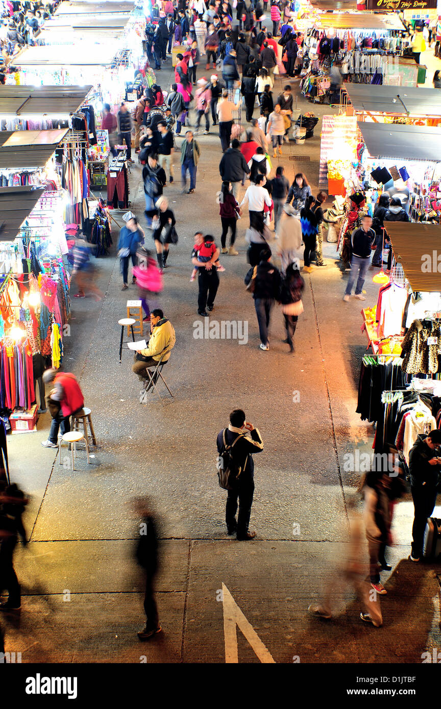 Busy clothes store china hi-res stock photography and images - Alamy