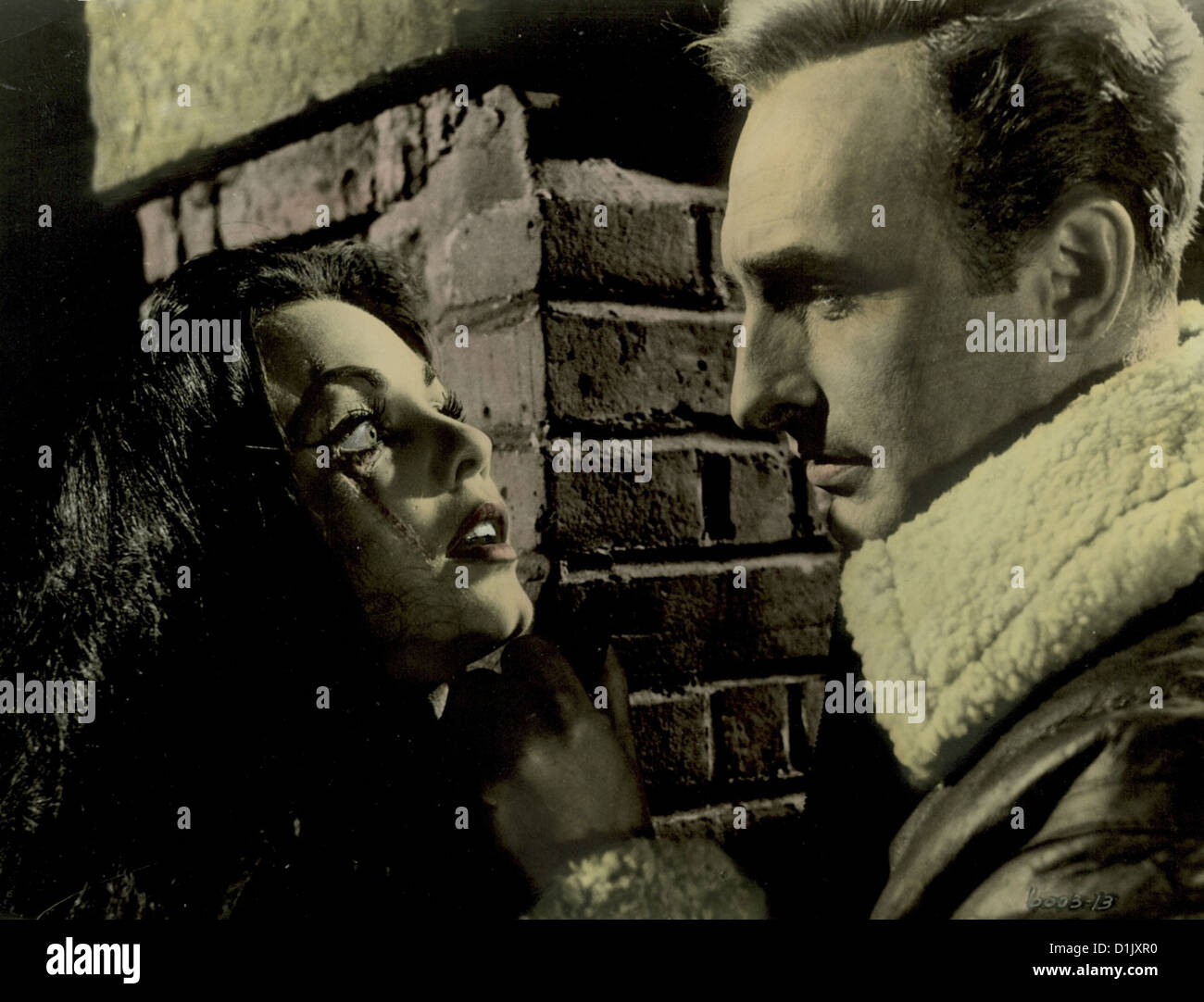 Der rote schatten circus horrors hi-res stock photography and images ...