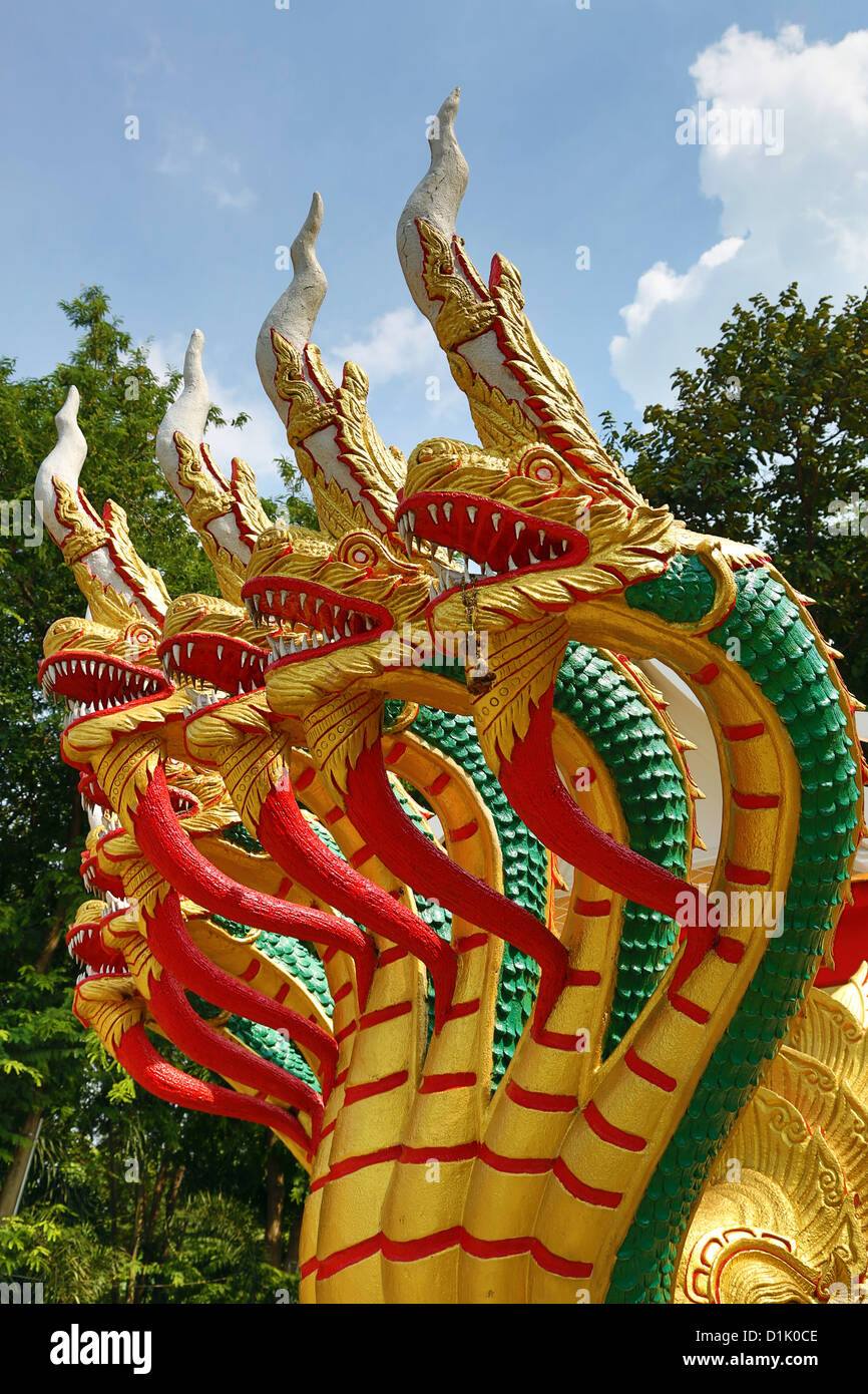 Bat statues hi-res stock photography and images - Alamy