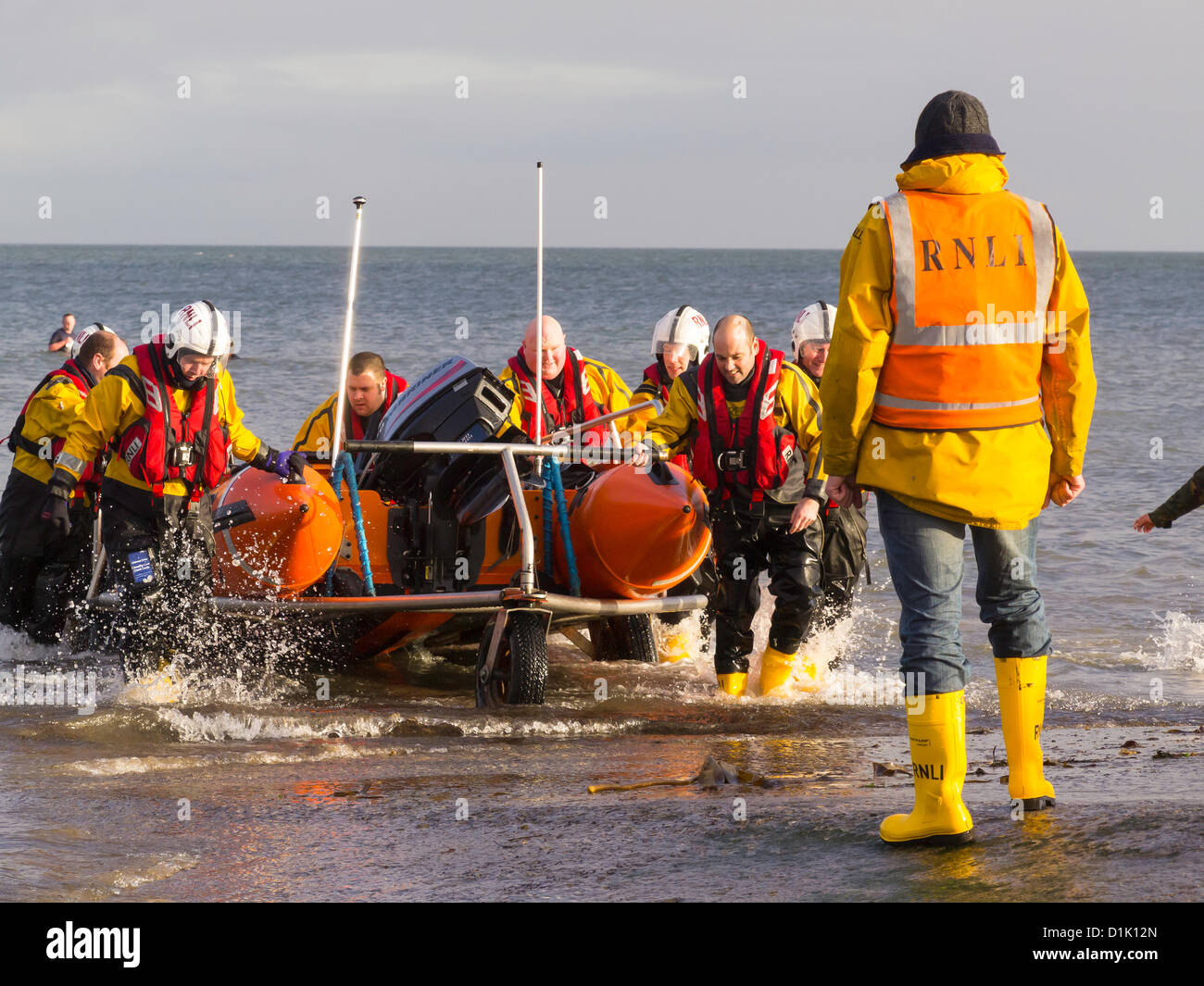 Lifeboat men hi-res stock photography and images - Alamy