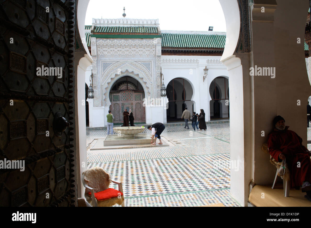 Fez morocco kairaouine mosque hi-res stock photography and images - Alamy