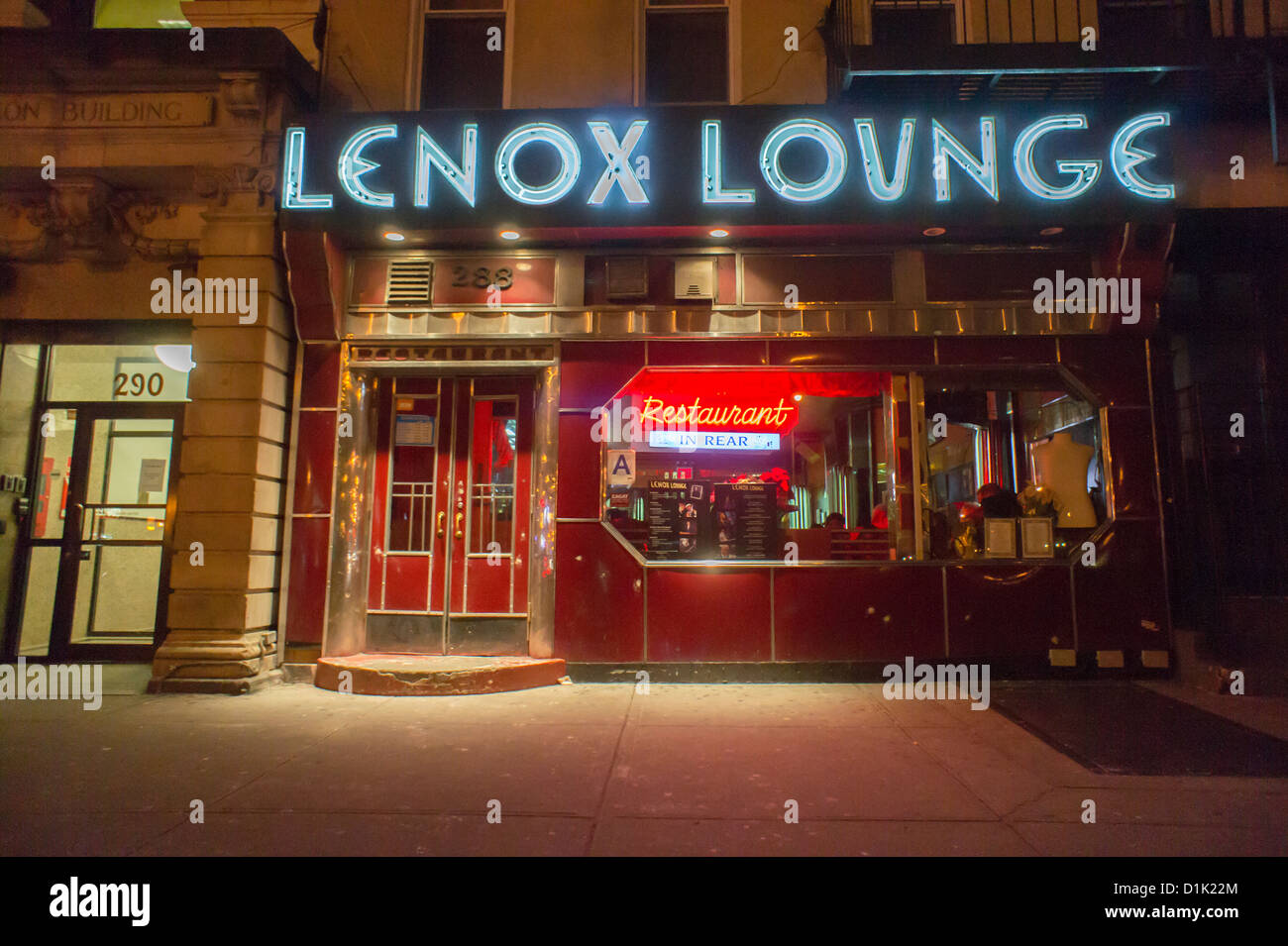 The landmark Lenox Lounge on Lenox Avenue in Harlem in New York Stock ...