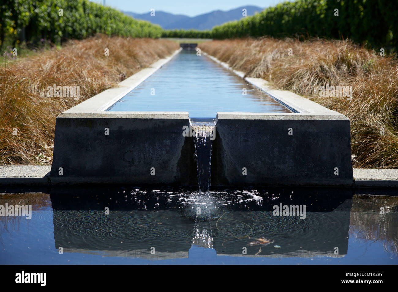 Water eflection hi-res stock photography and images - Alamy