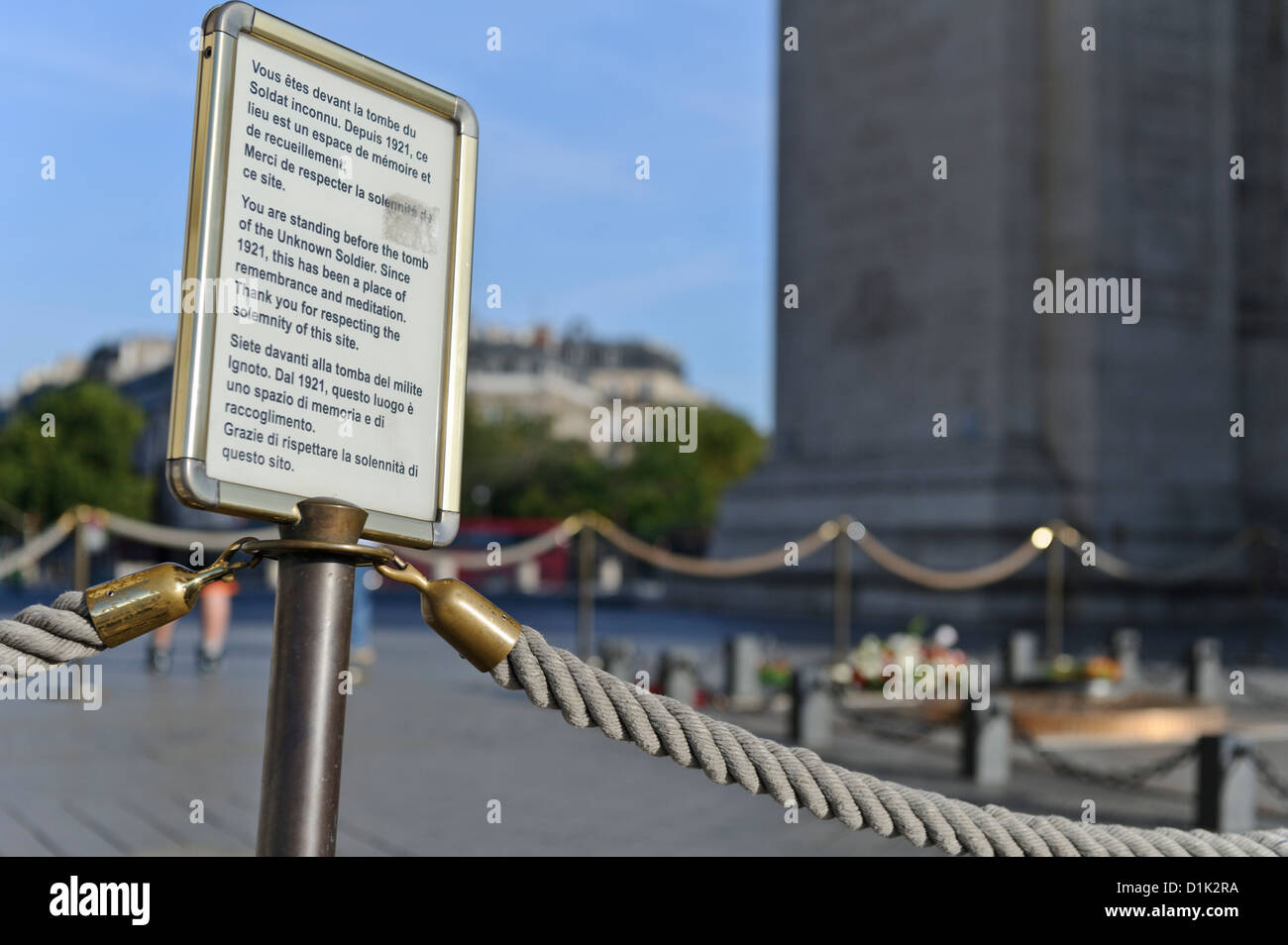 Tomb of the unknown soldier paris hi-res stock photography and images ...