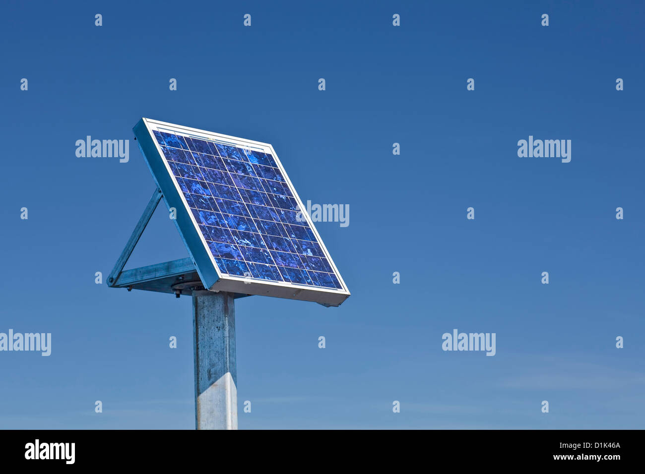 Solar panel hi-res stock photography and images - Alamy