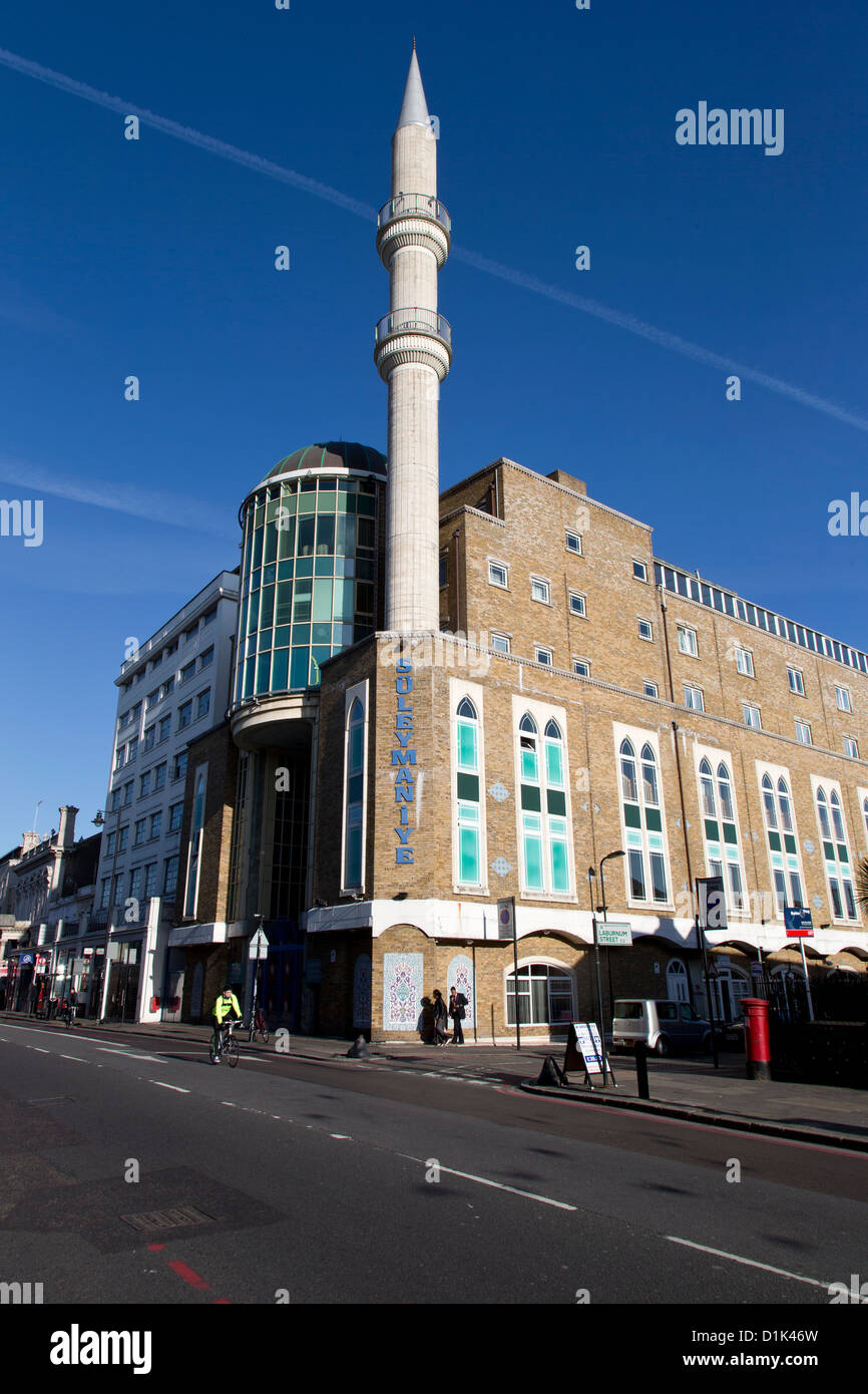 Suleymaniye mosque kingsland road london hi-res stock photography and ...