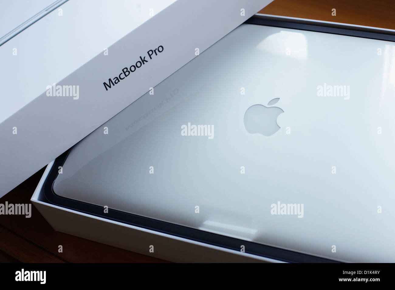 Macbook Retina 15 inches in box Stock Photo - Alamy