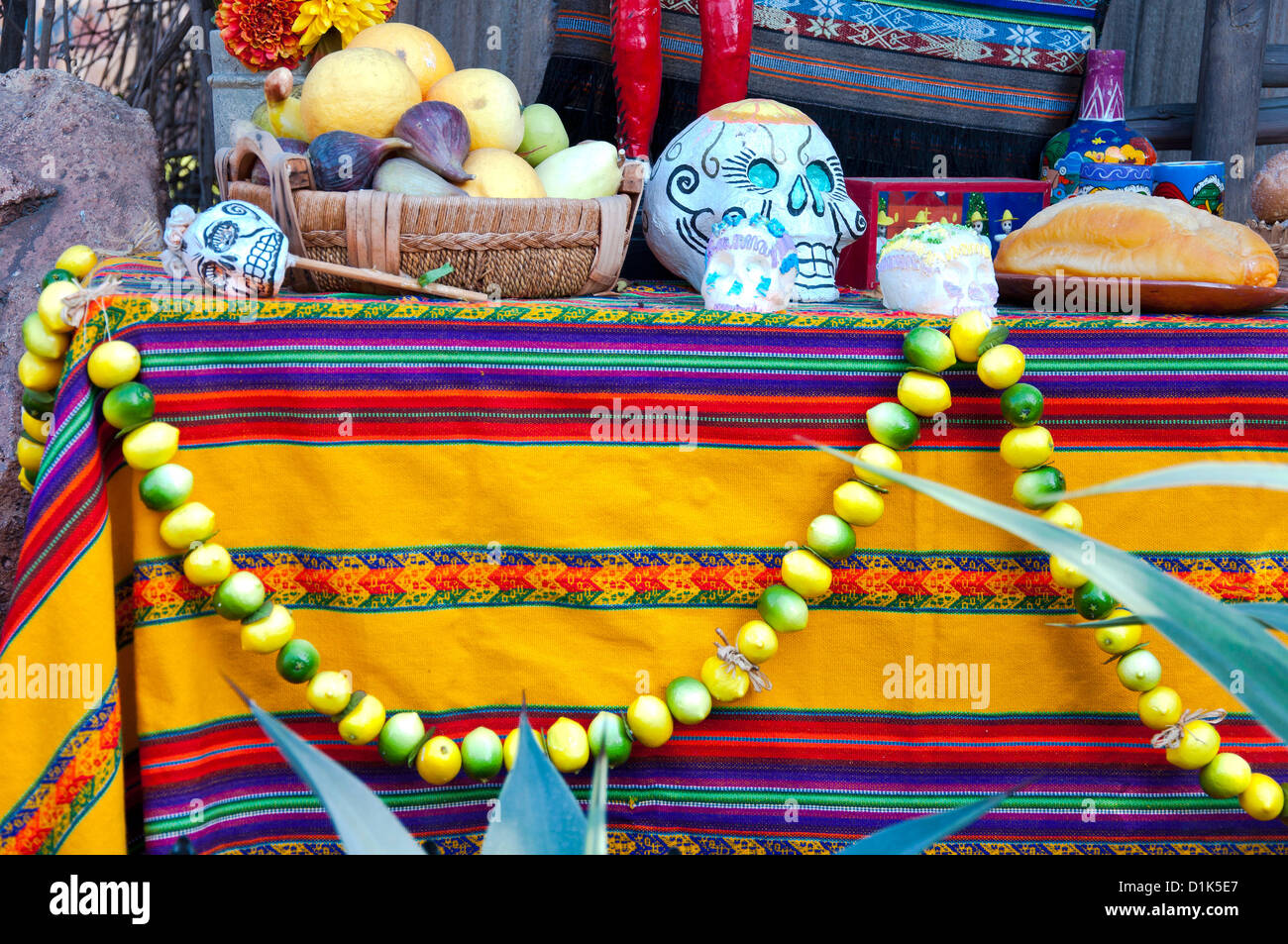 Mexican Scull Folk Death Art Stock Photo - Alamy