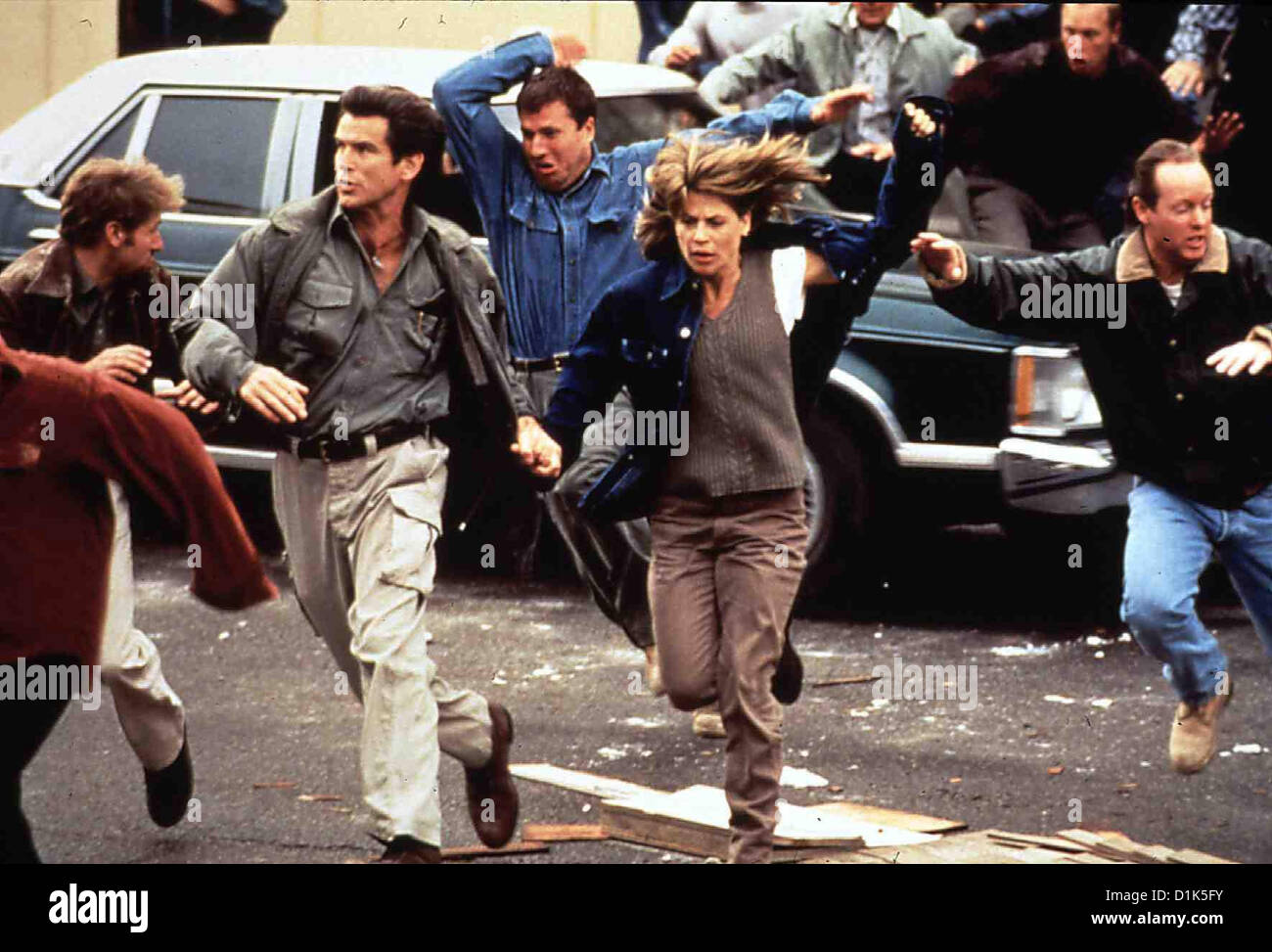 Peak peak rachel linda hamilton hi-res stock photography and images - Alamy