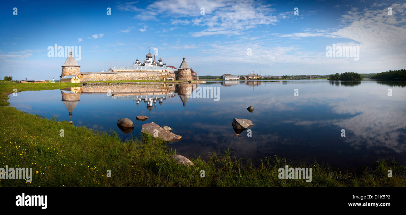 Spaso-Preobrazhenskiy solovetsky monastery, Holy Lake, Solovki ...