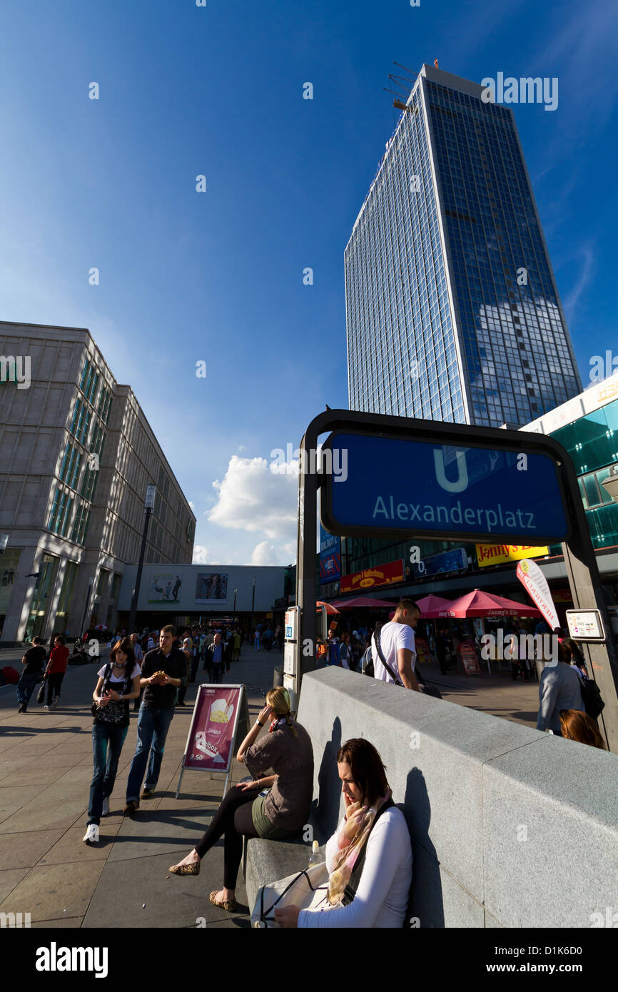 Berlin germany everyday hi-res stock photography and images - Alamy