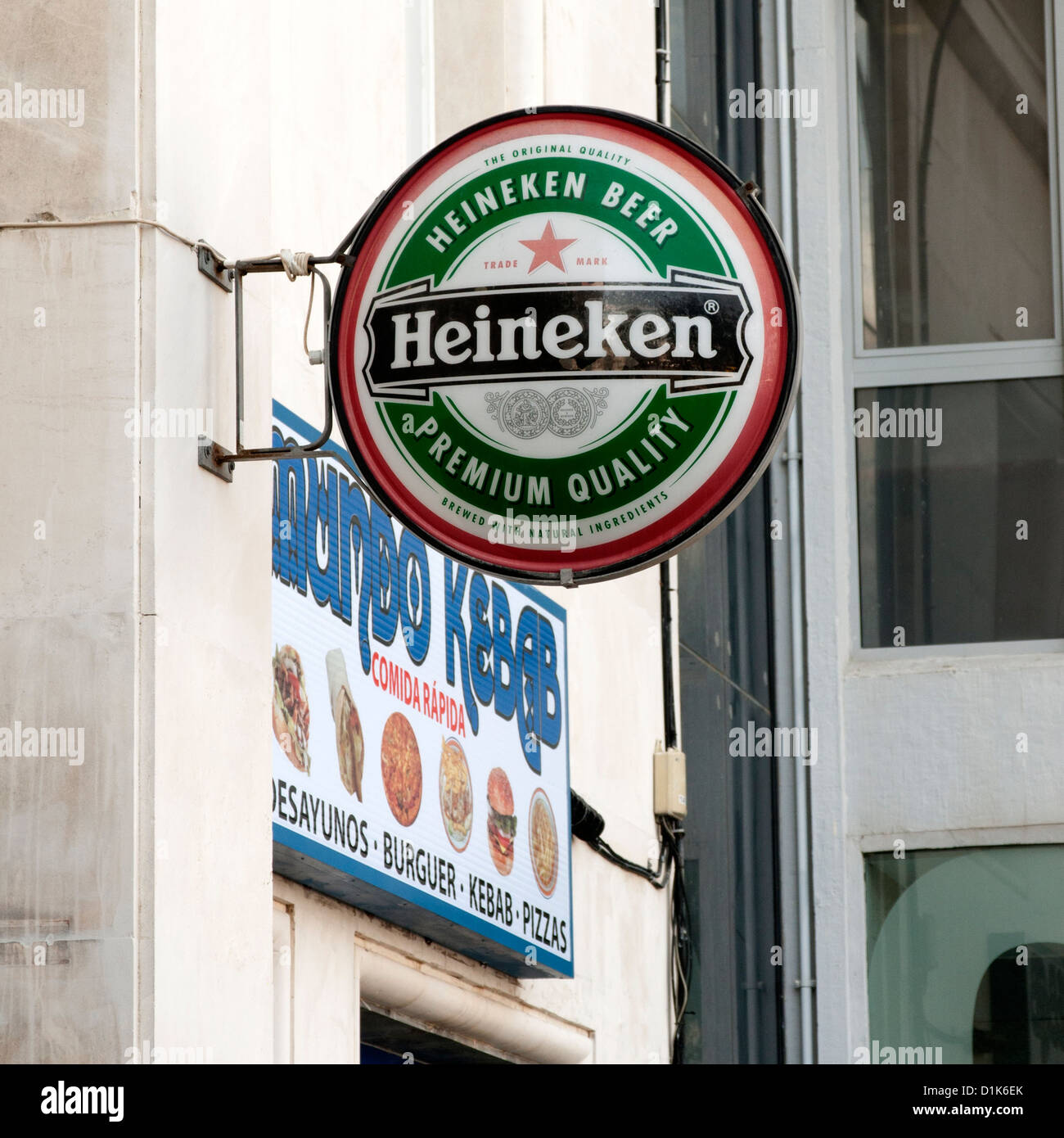 Heineken beer sign pub bar hi-res stock photography and images - Alamy