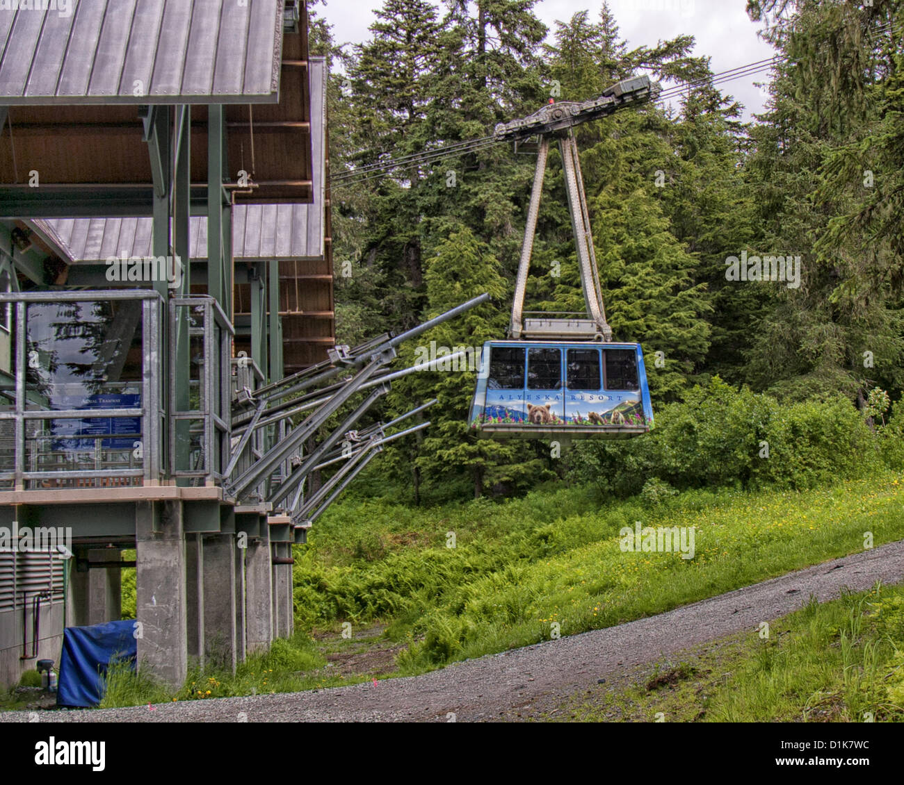 Mt alyeska tram hi-res stock photography and images - Alamy