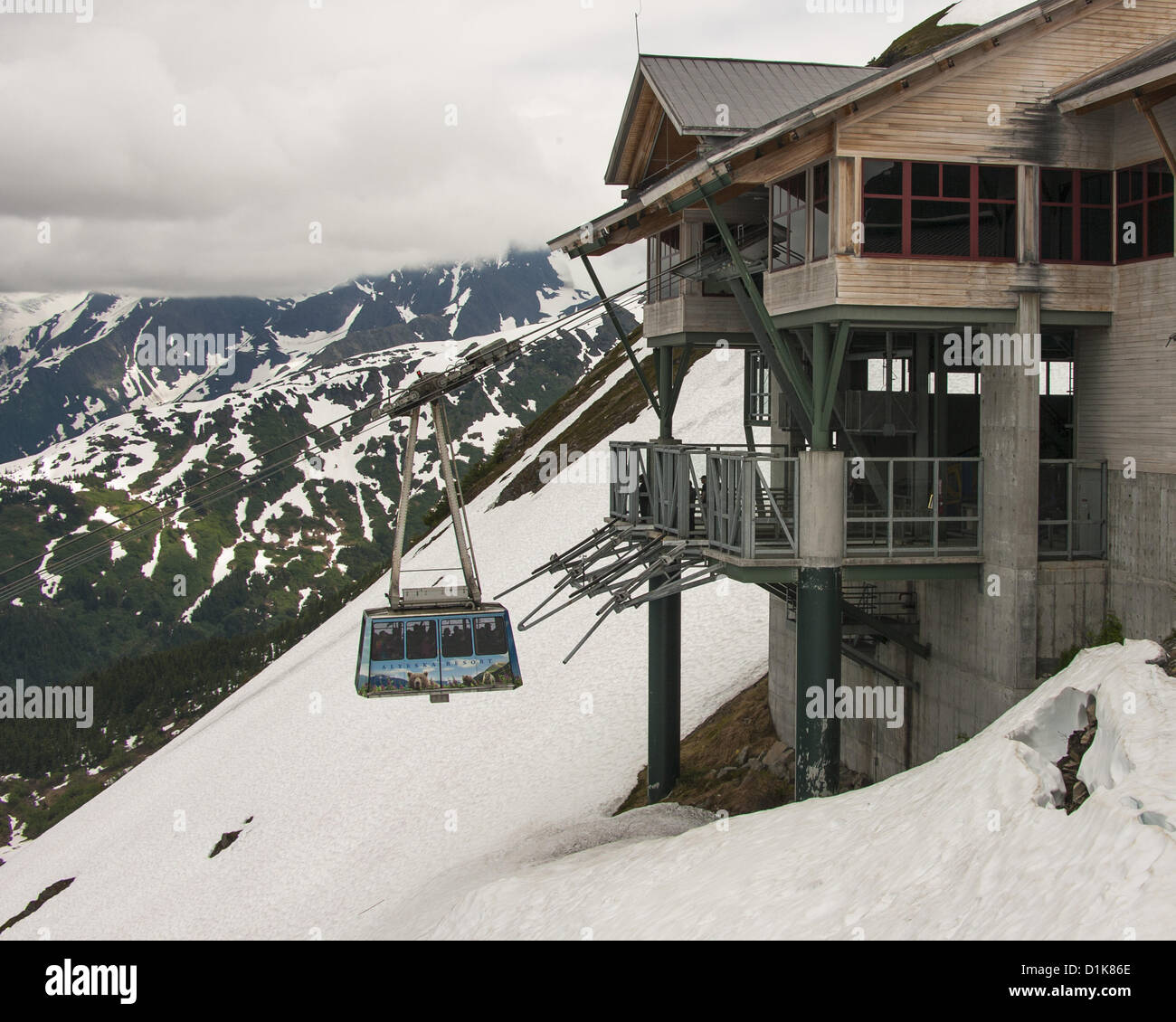 Alyeska aerial tram hi-res stock photography and images - Alamy