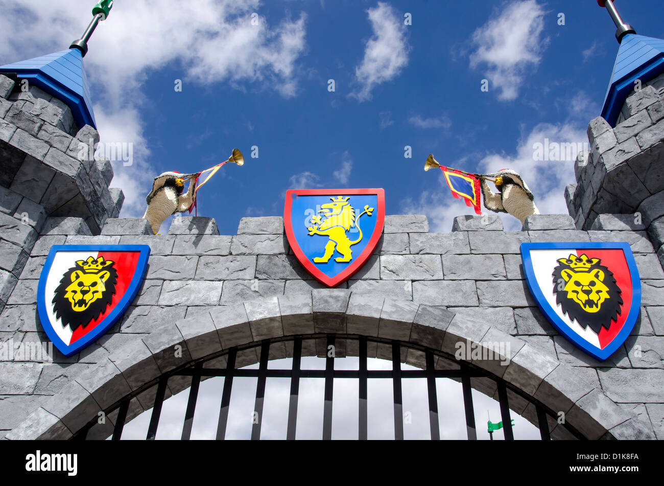 Legoland Florida castle at Lego Kingdoms which houses The Dragon ride ...