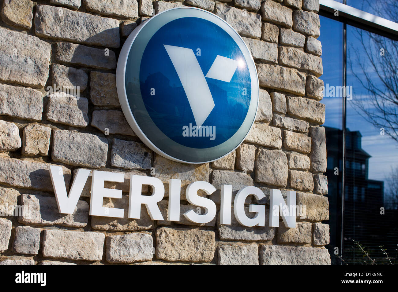Verisign logo hi-res stock photography and images - Alamy