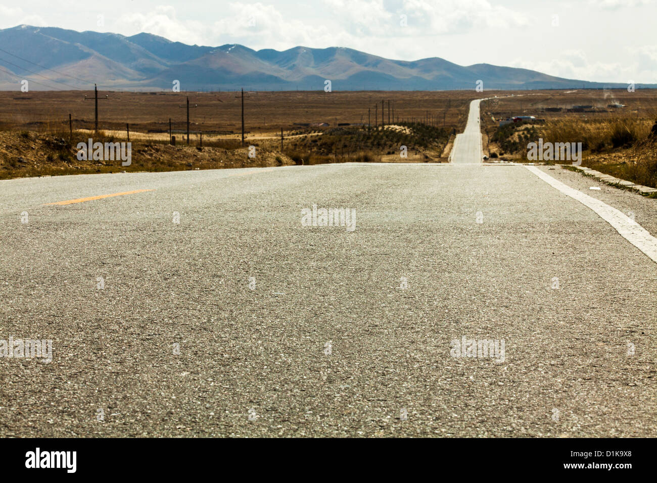 Road and the mountains in Qinghai province, China Stock Photo - Alamy