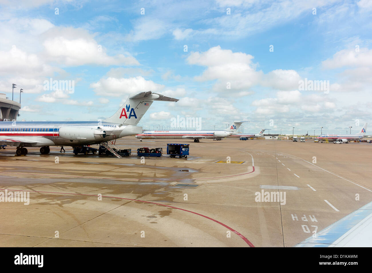 Airplanes taxing on the runway Stock Photo - Alamy