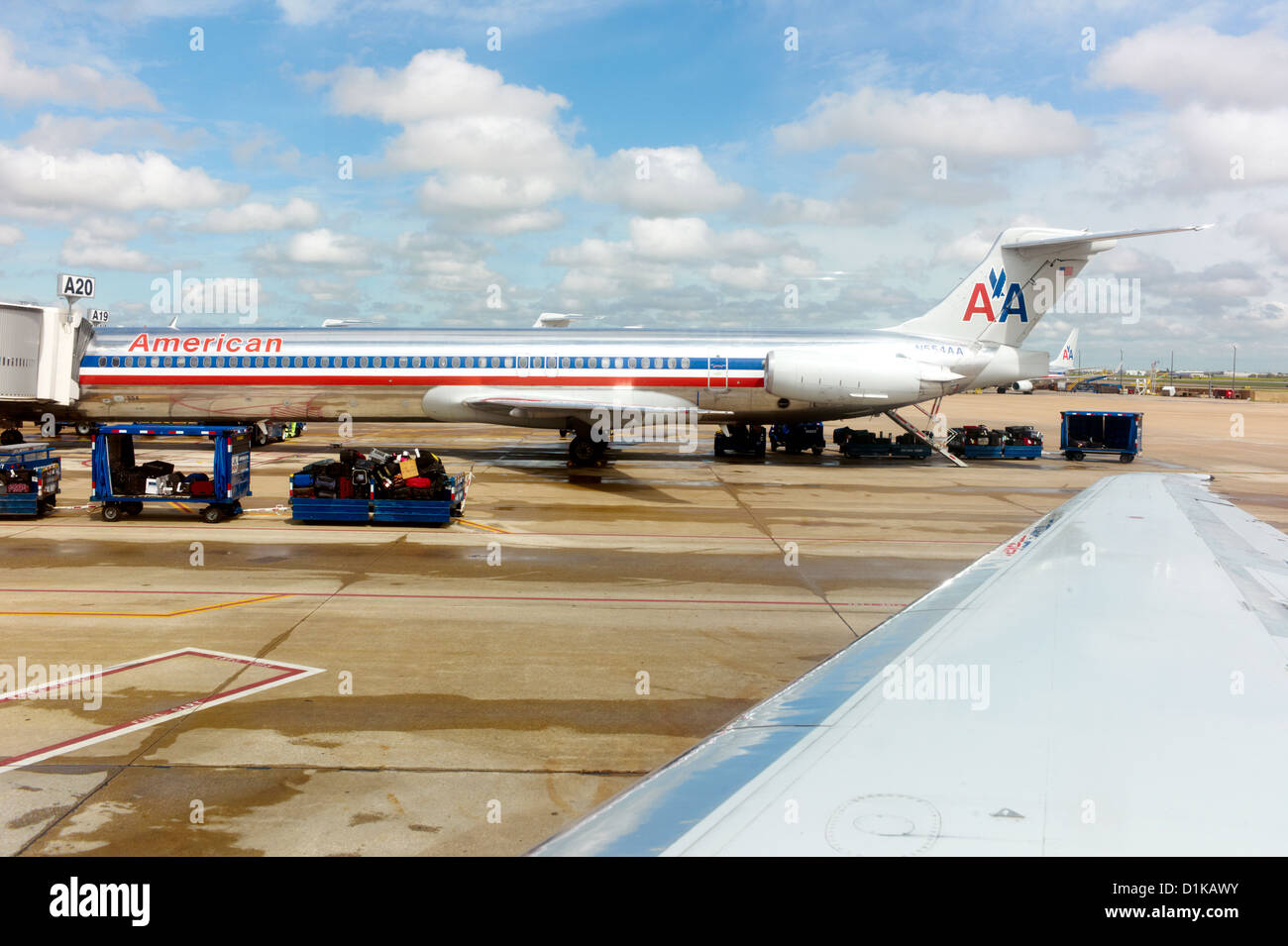 Airplanes taxing on the runway Stock Photo - Alamy