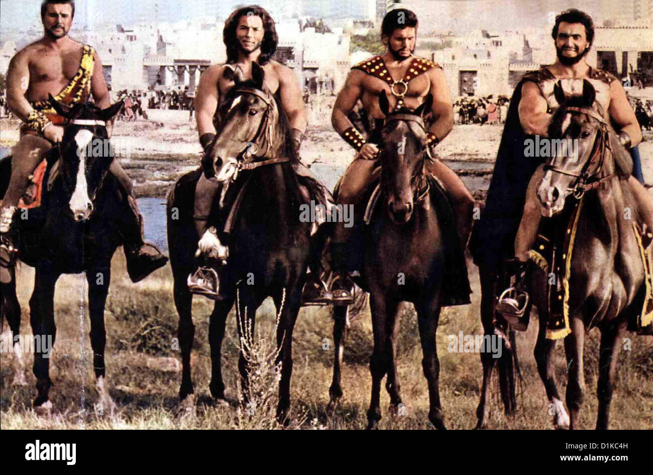 Maciste e ursus gli inv hi-res stock photography and images - Alamy