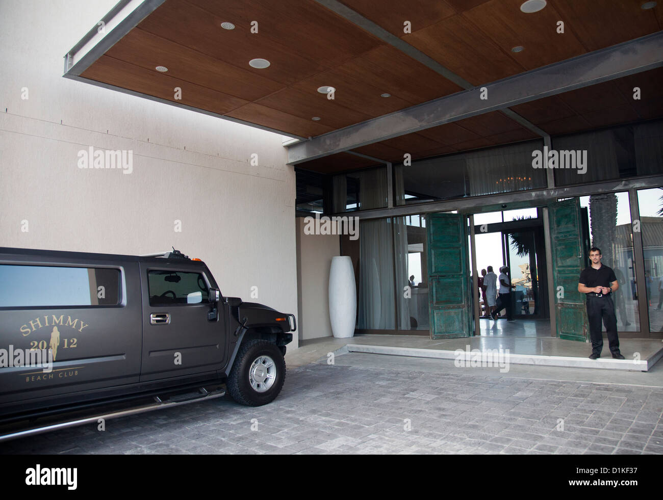 Shimmy Beach Club Bar and Restaurant at Waterfront Docks - Cape Town ...