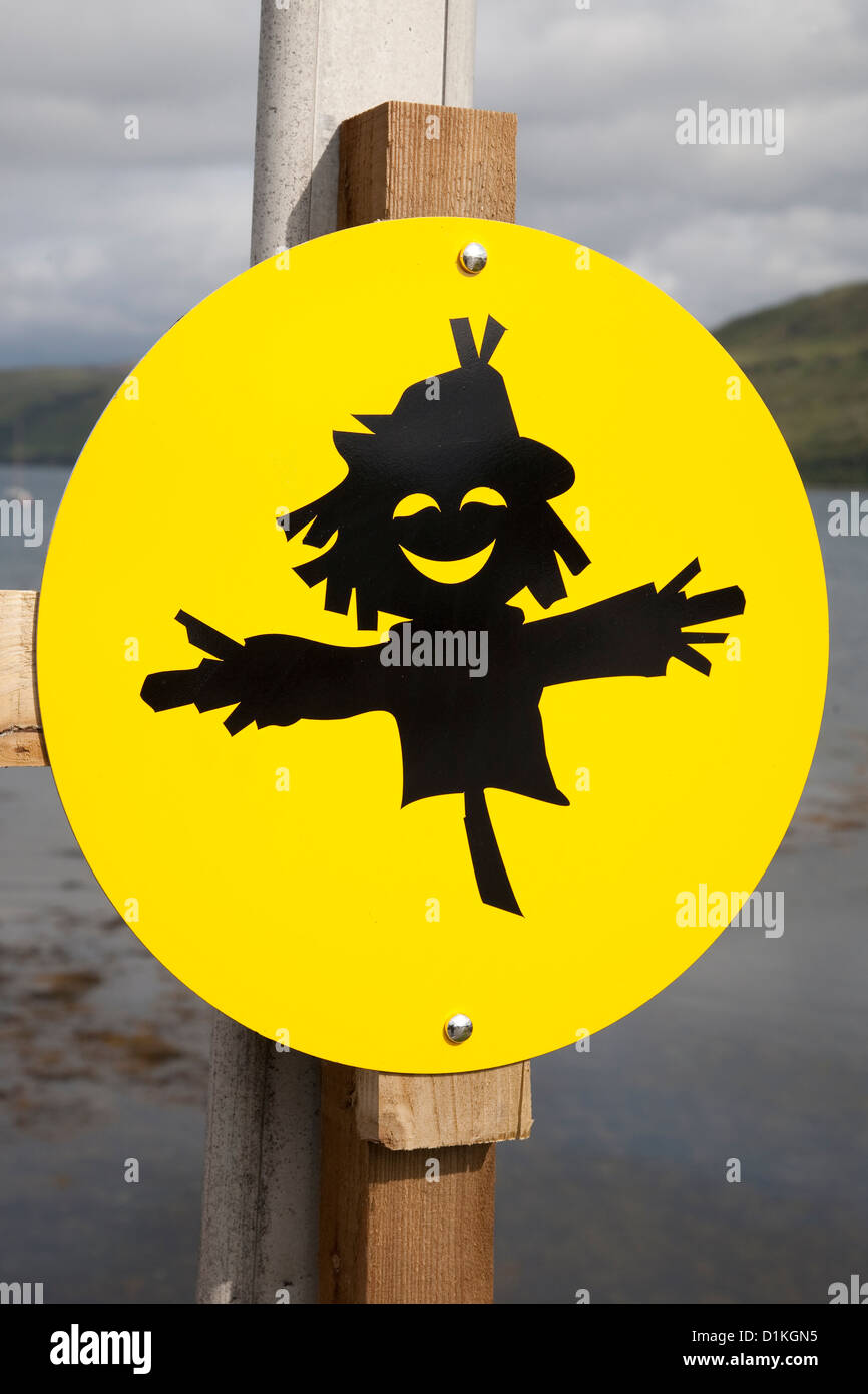 Scarecrow sign hi-res stock photography and images - Alamy