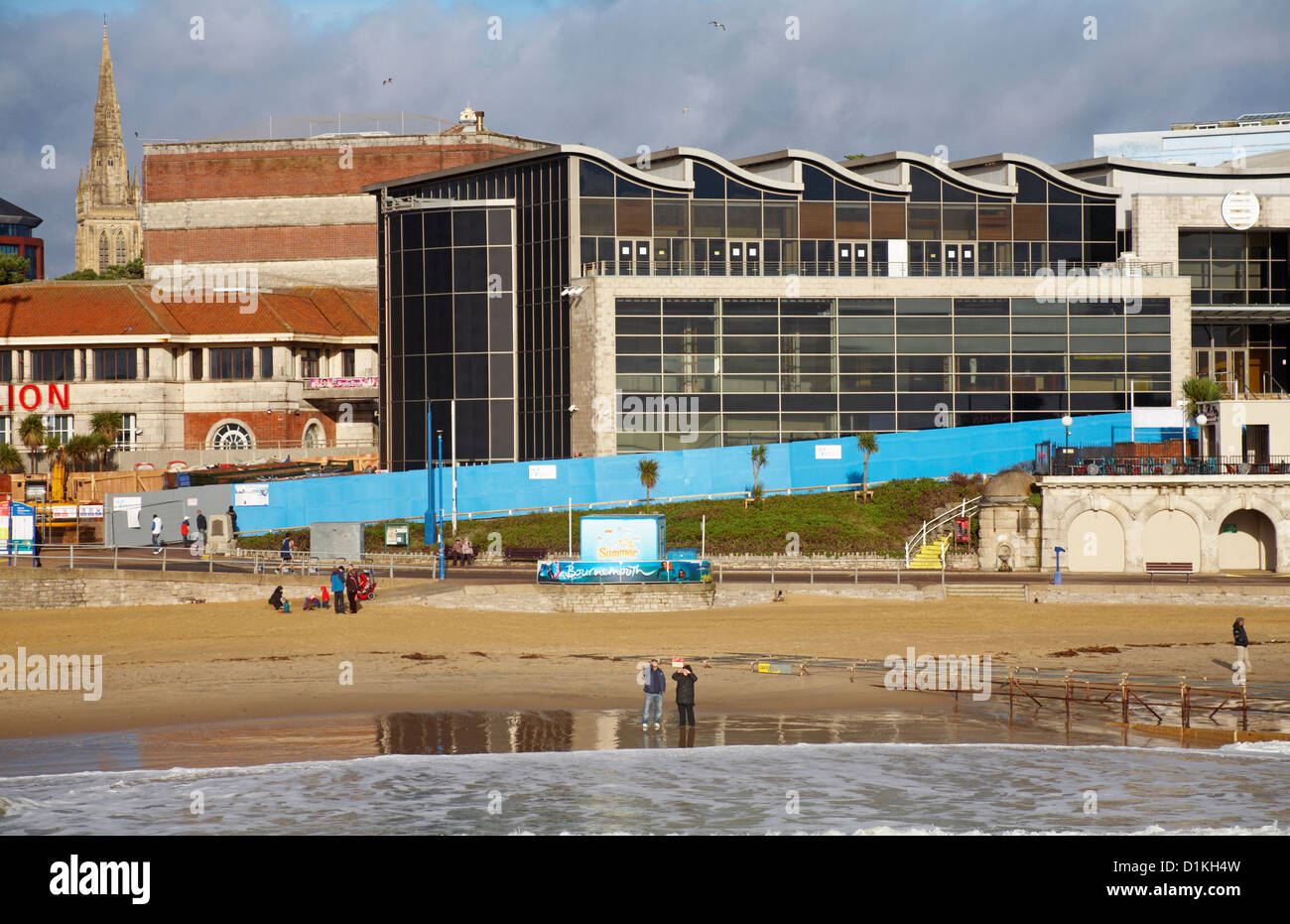 Bournemouth seafront on Christmas day Stock Photo - Alamy
