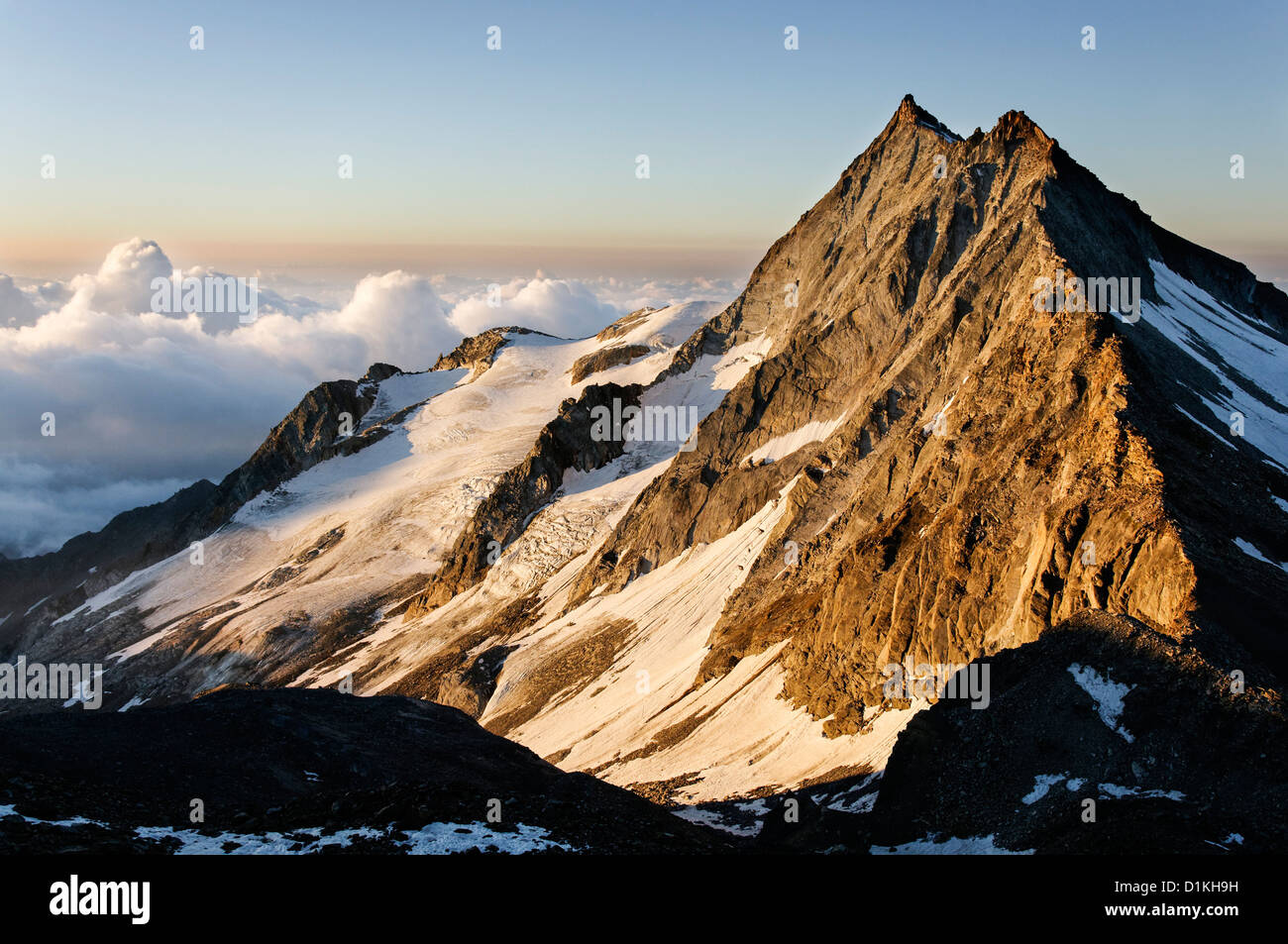 Beautiful sunrise in the alps hi-res stock photography and images - Alamy