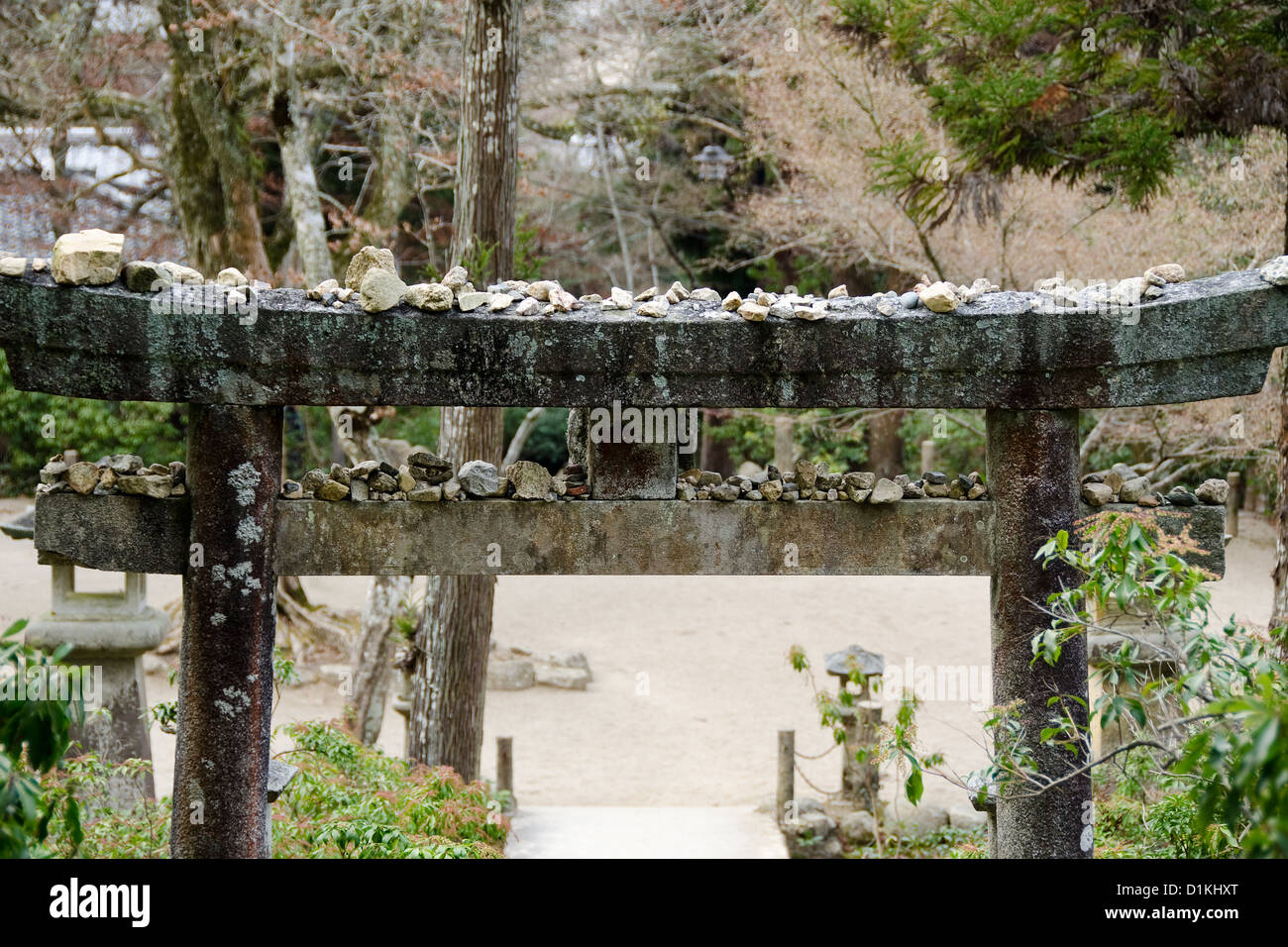 Small torii hi-res stock photography and images - Alamy