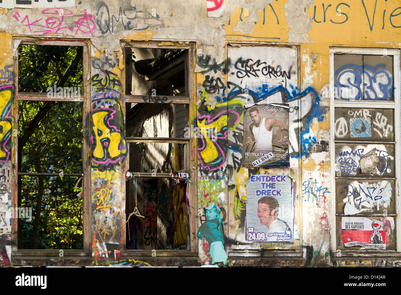 Graffiti in the Schanzenviertel in Hamburg Stock Photo - Alamy
