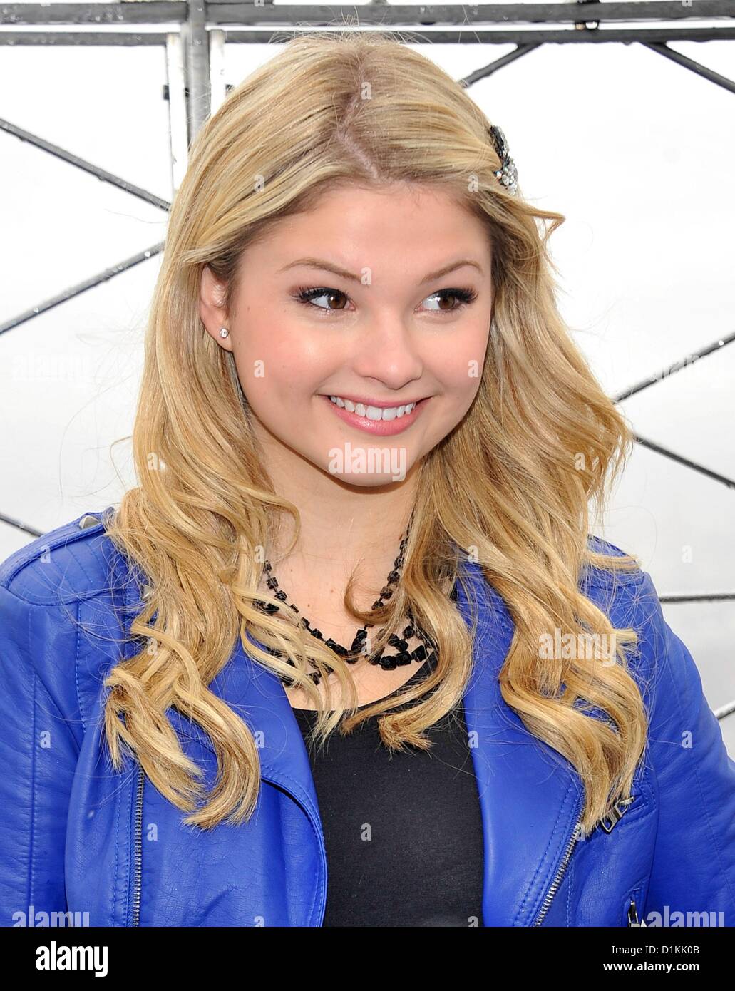 Stefanie Scott at a public appearance for Stefanie Scott Visits The ...