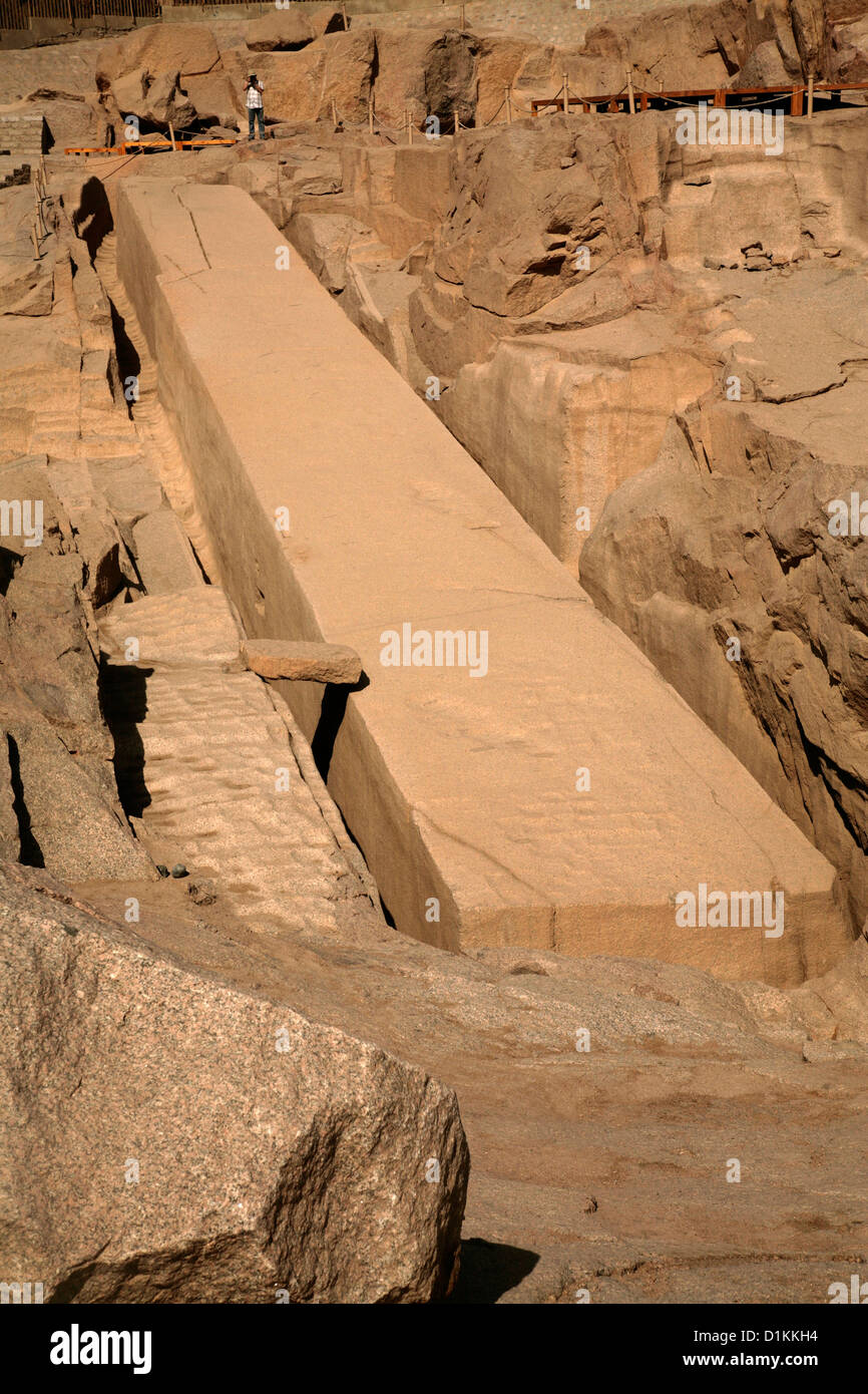 Monumentos aswan hi-res stock photography and images - Alamy